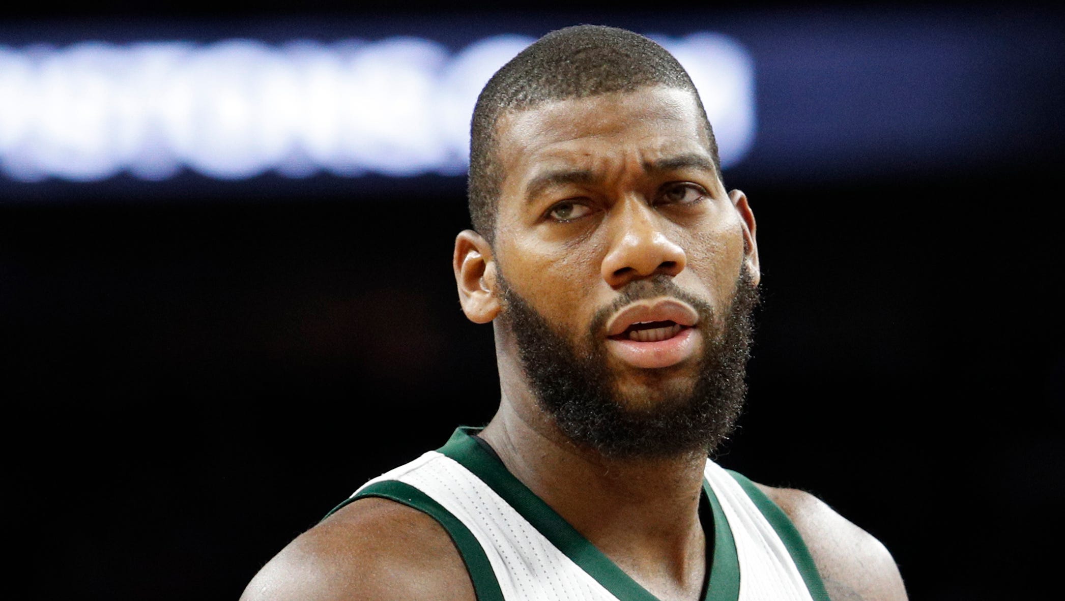 Greg Monroe fitting in better with Bucks