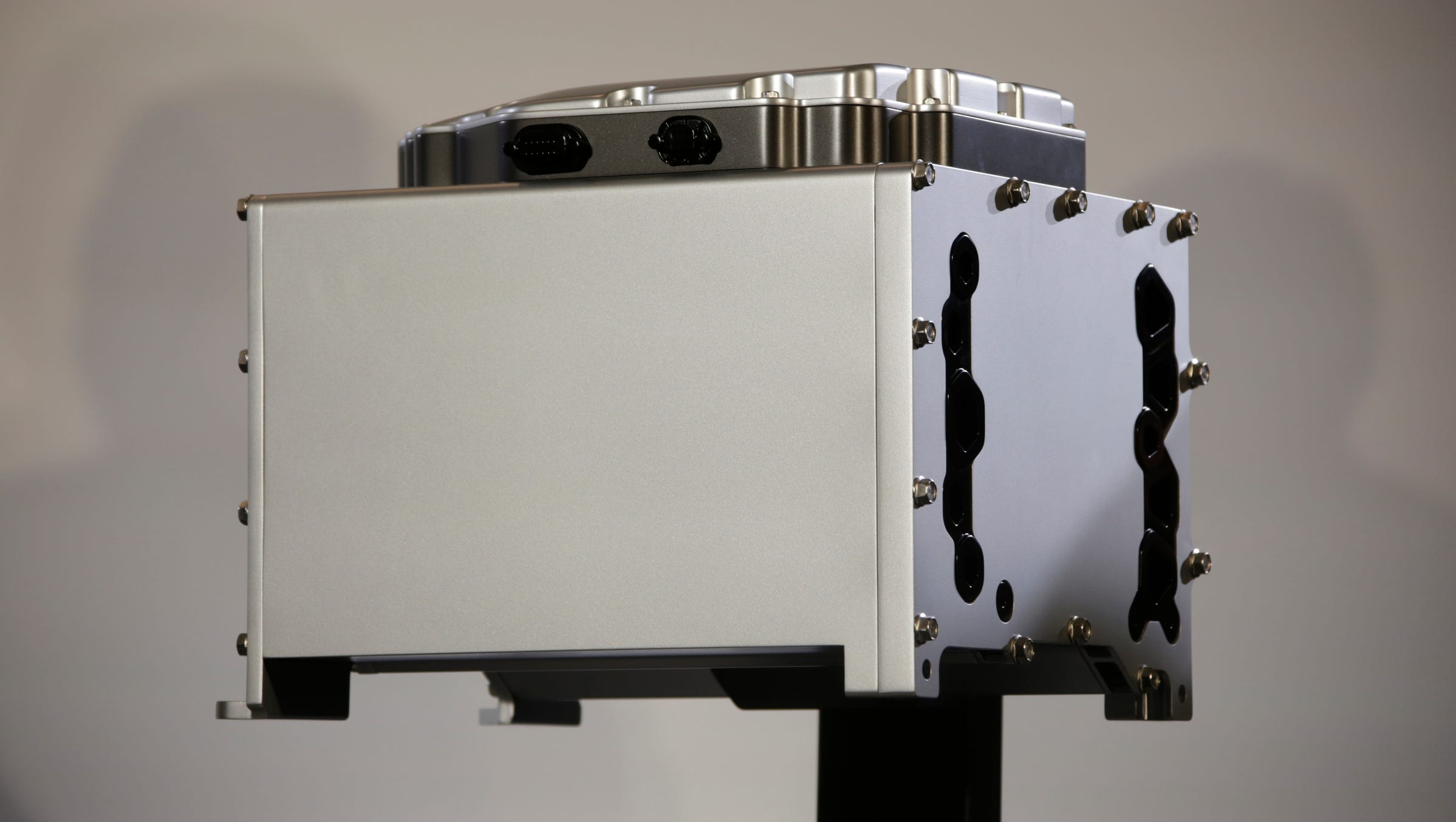 Honda, GM to invest $85 million to produce hydrogen fuel cells