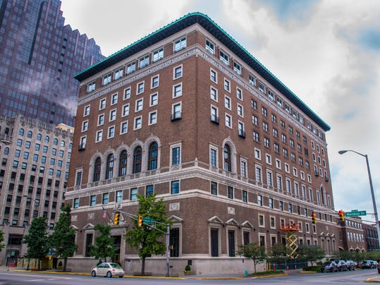 2-BR condo in Indianapolis Athletic Club is 'penthouse' of building