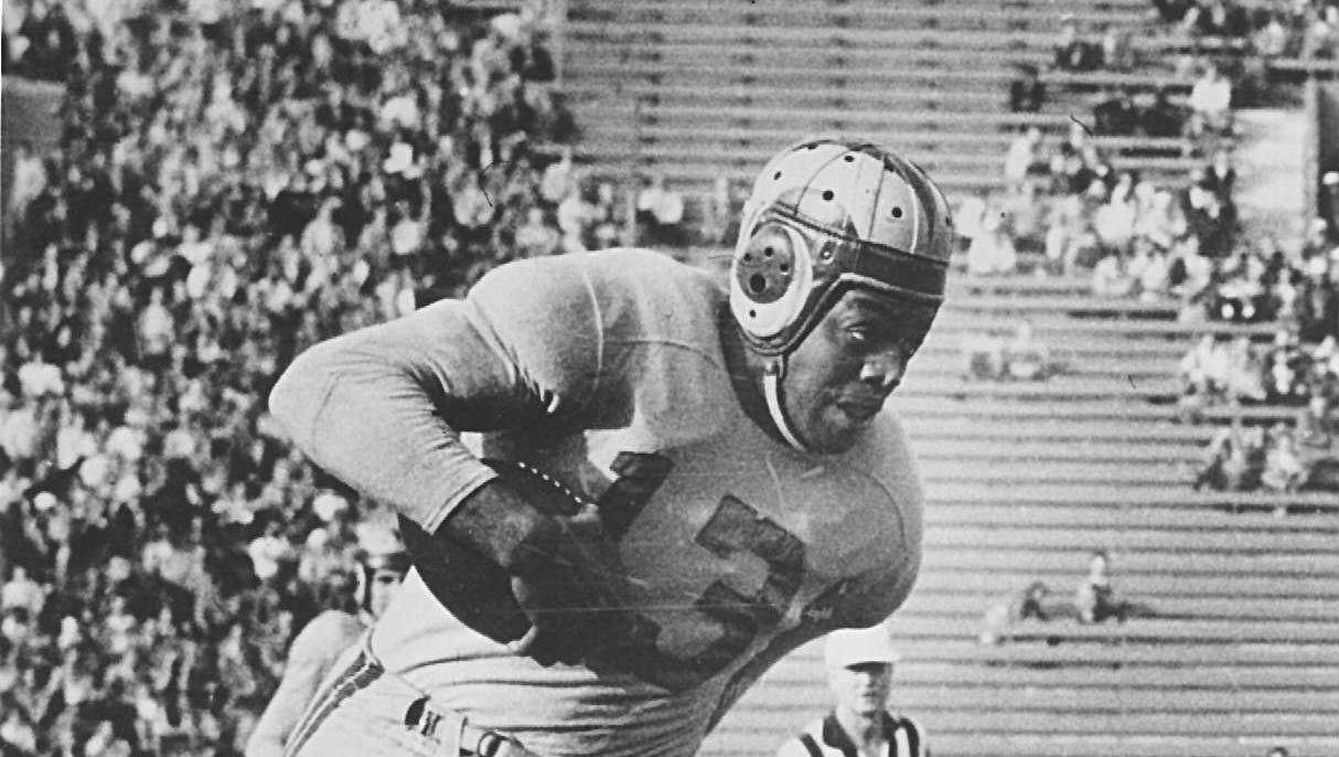 L.A. told NFL in 1946: Integrate, or play elsewhere