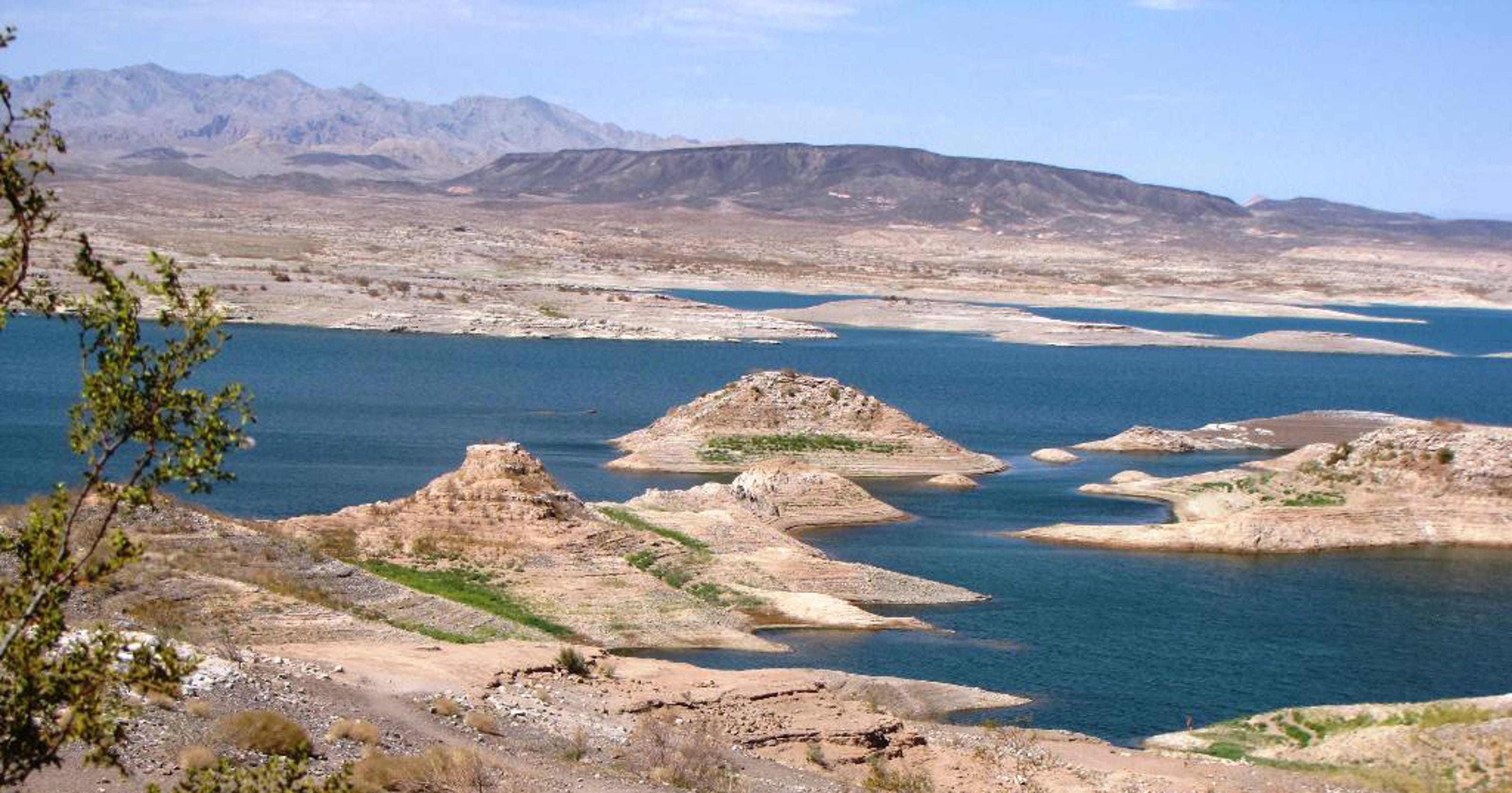 West's water worries rise as Lake Mead falls