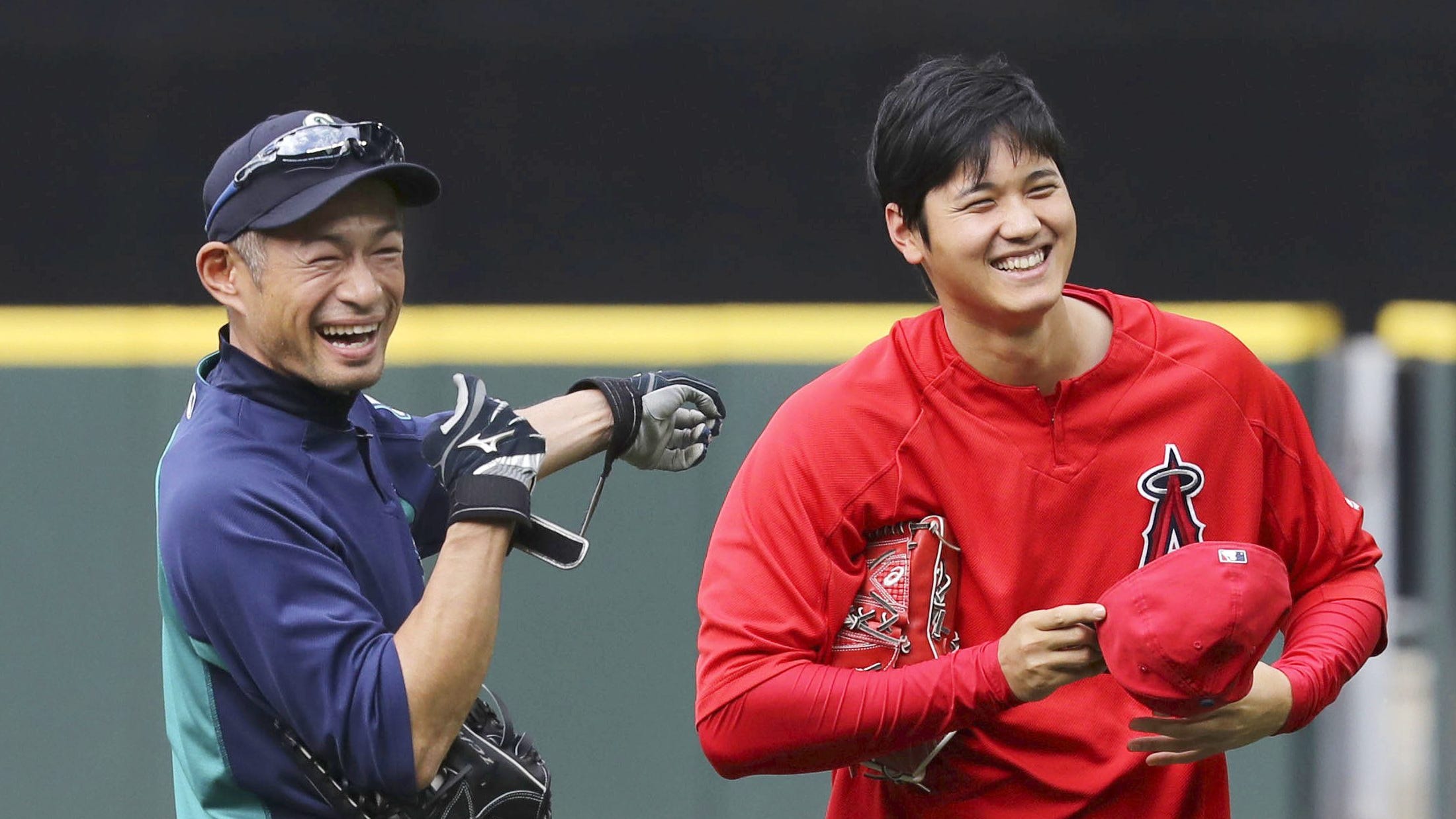Ichiro Suzuki and Shohei Ohtani shared a wonderful moment