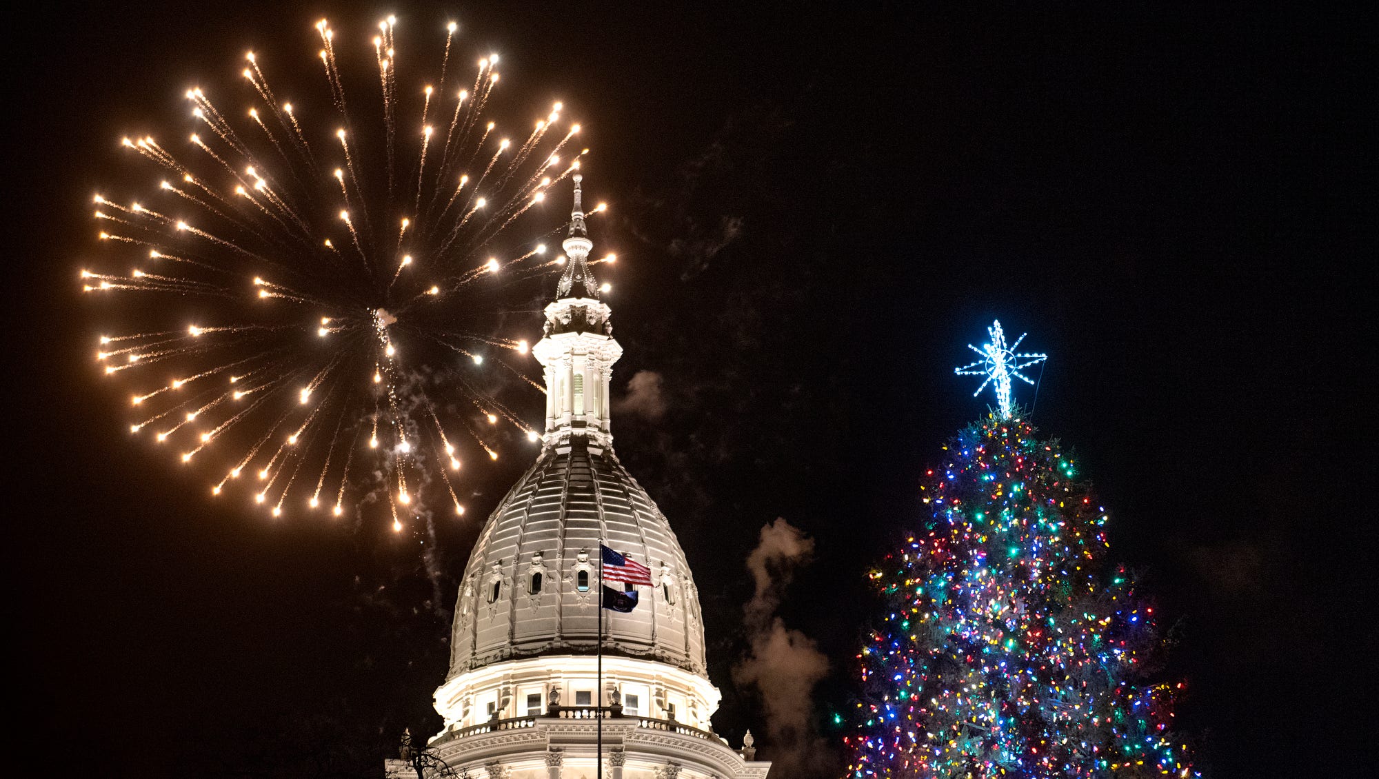 Fireworks 2019: Find July 4th events in Lansing