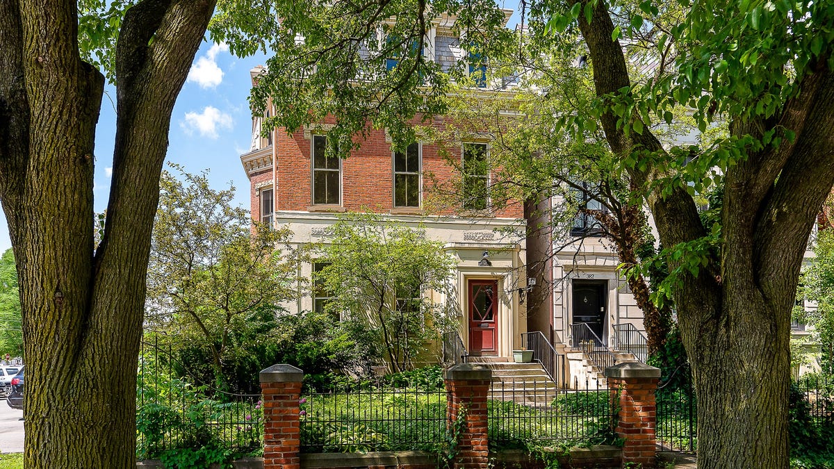 Photos: An Inside Look at the Lazarus House