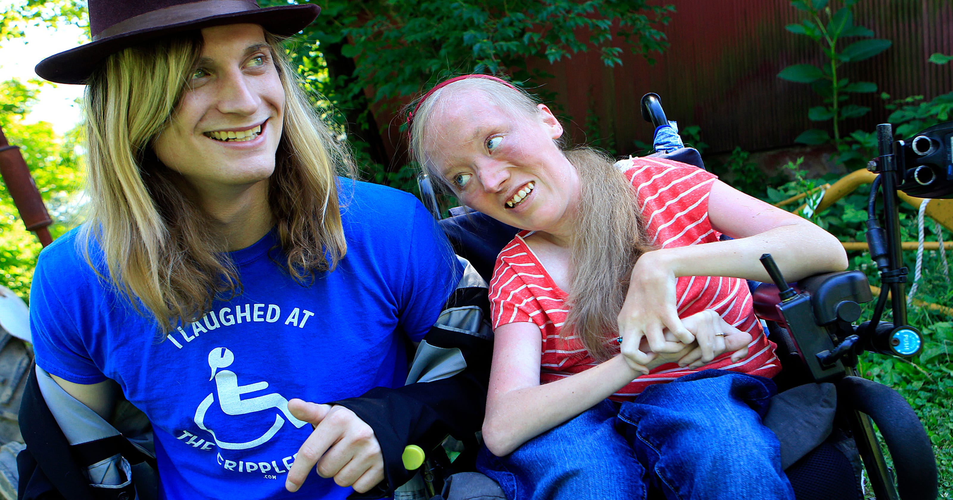 Cincinnati pays $25K to 'crippled girl' jokester