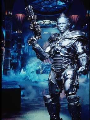 'Terminator: Dark Fate': Arnold Schwarzenegger shows off his new look