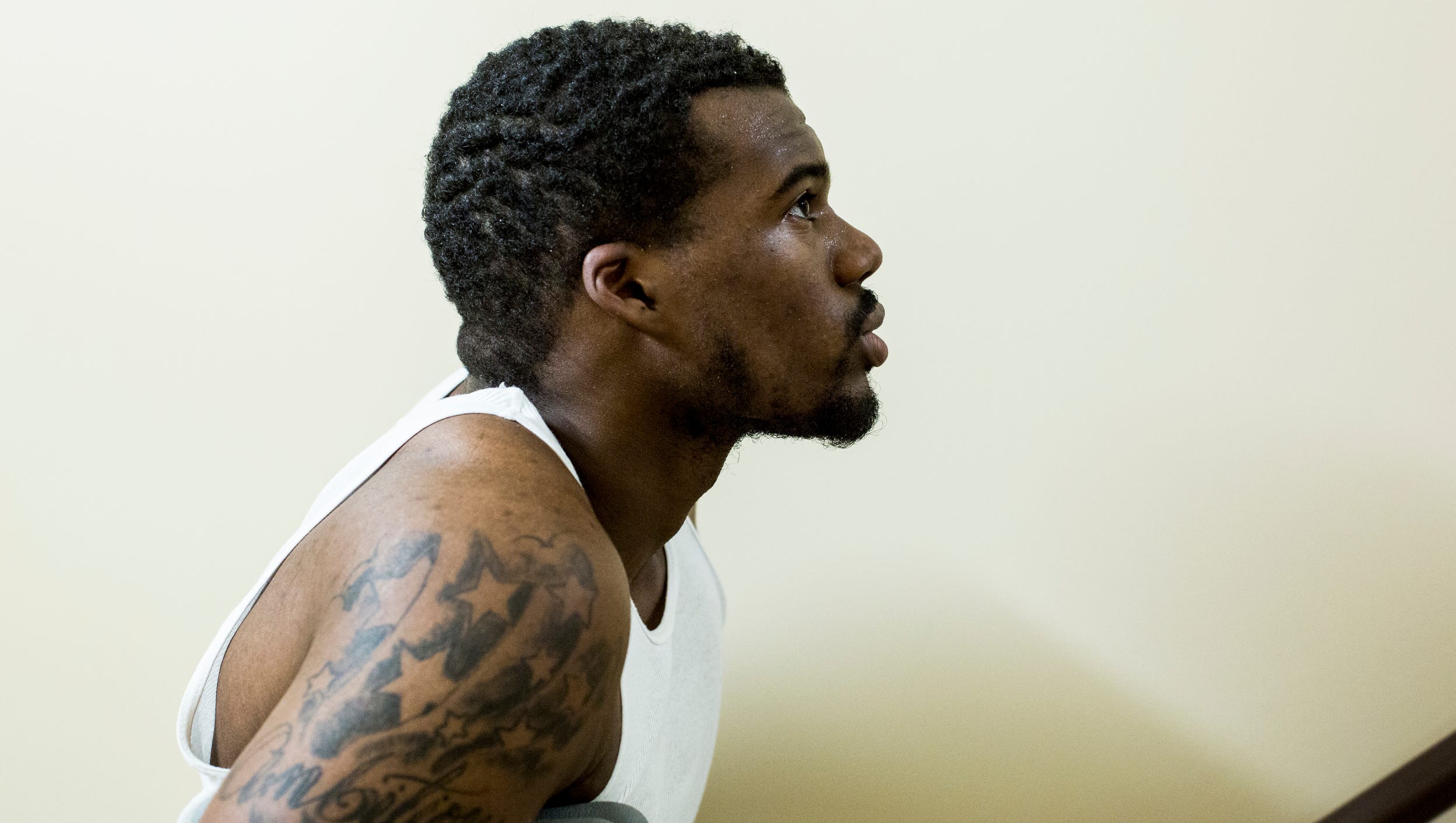 Memphis athlete rebuilds life after losing leg