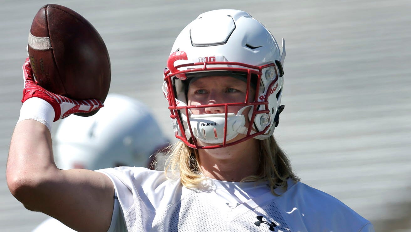 UW linebacker Andrew Van Ginkel hopes to bolster pass rush