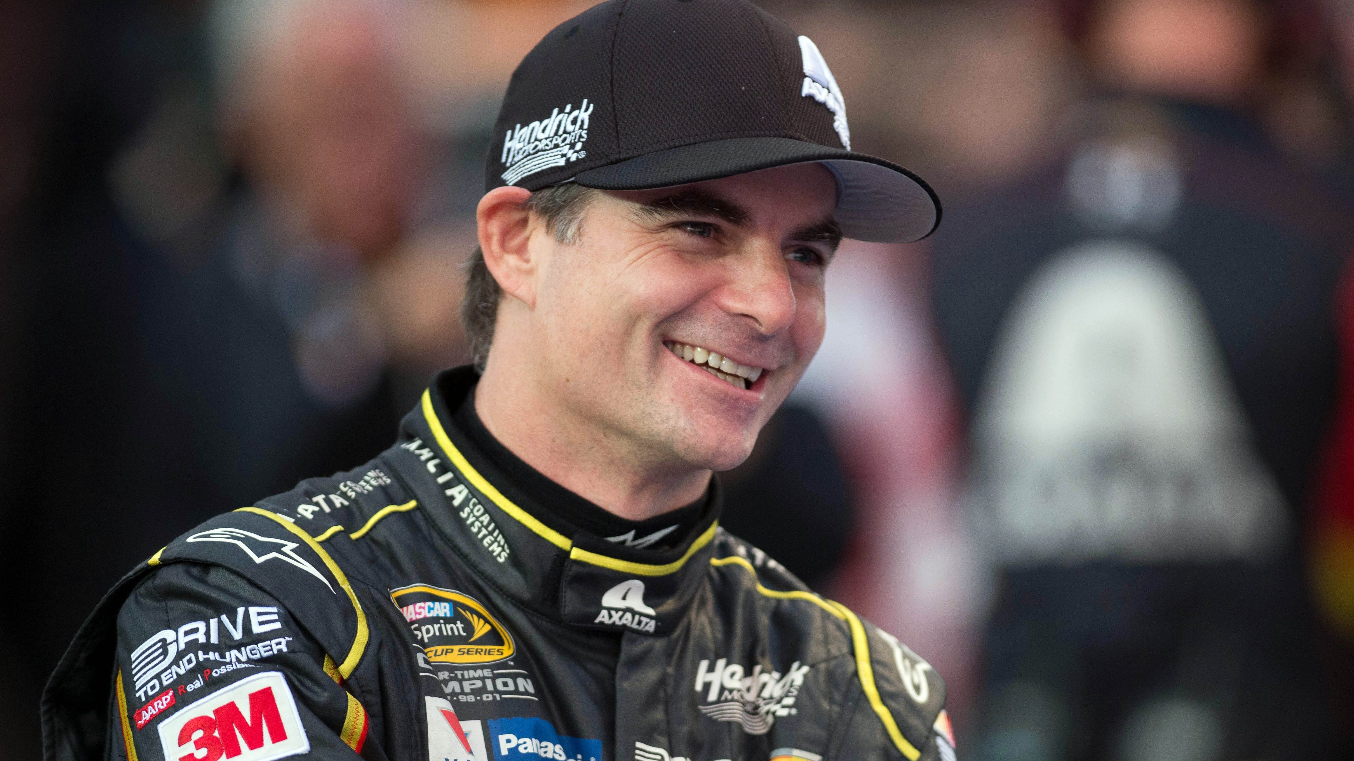 Jeff Gordon leaving Fox Sports to join Hendrick Motorsports