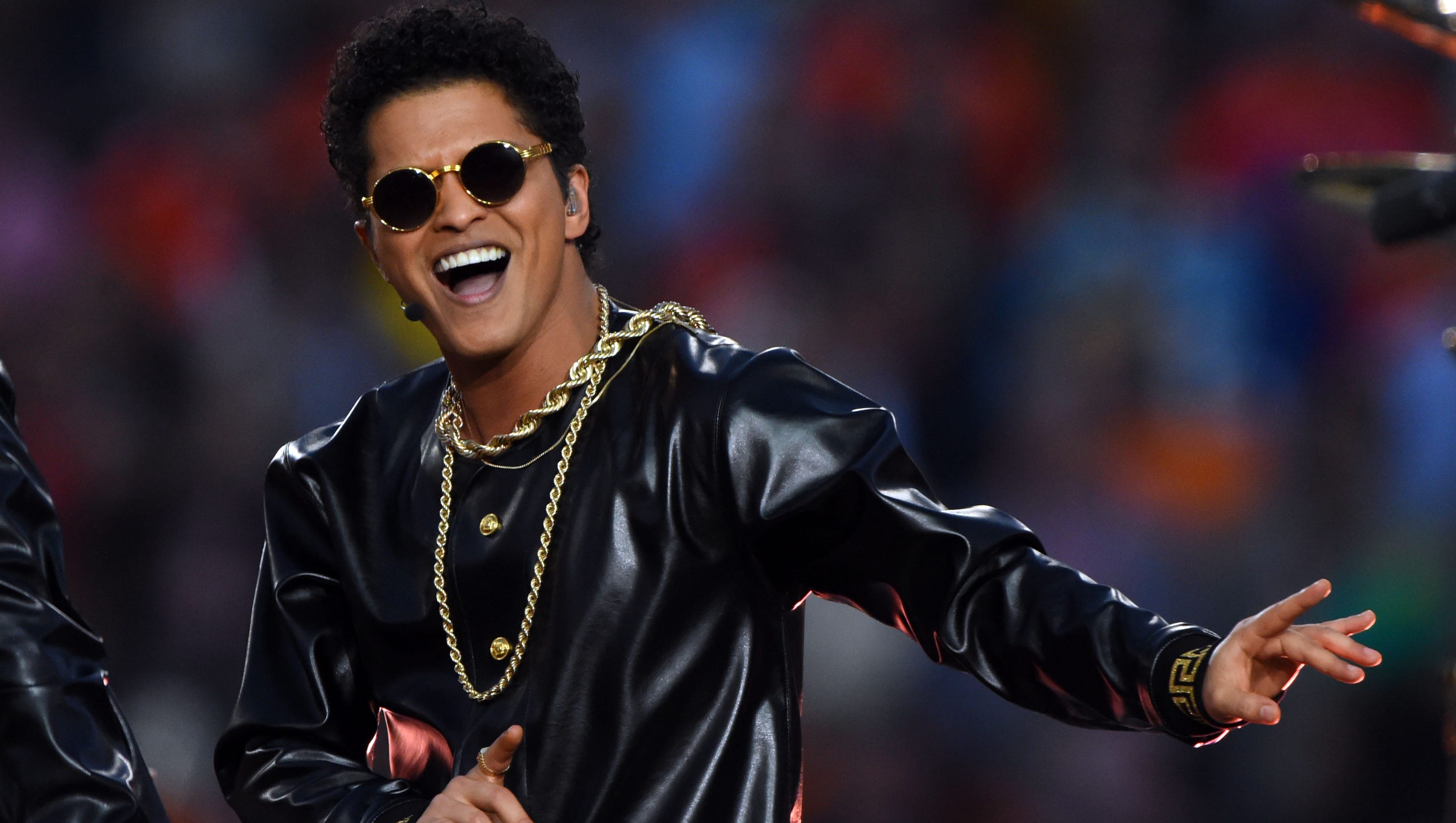 What happens in Vegas ends up in Bruno Mars’ ‘24K Magic’ video