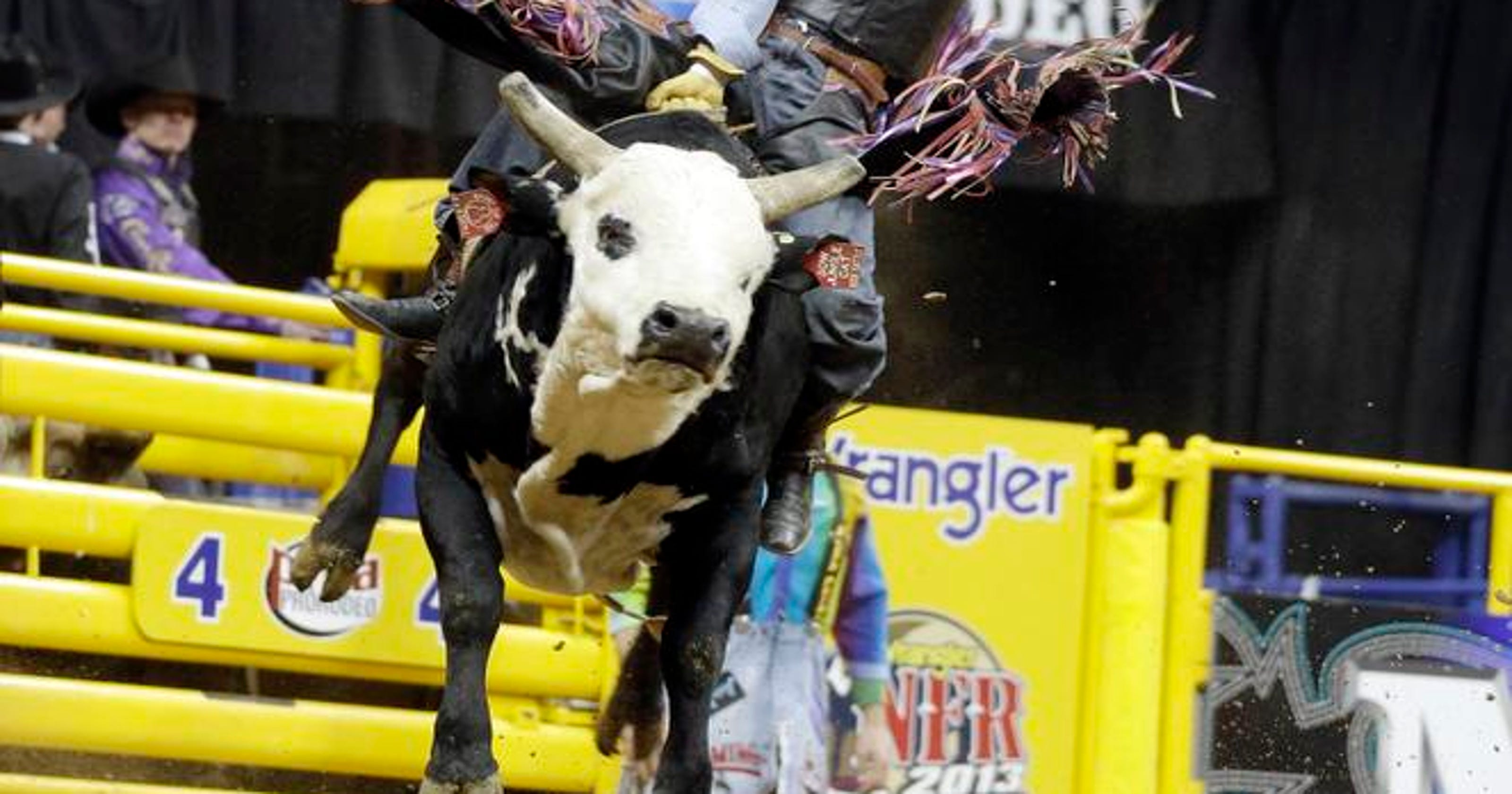 National Finals Rodeo: J.W. Harris wins fourth bull riding season title