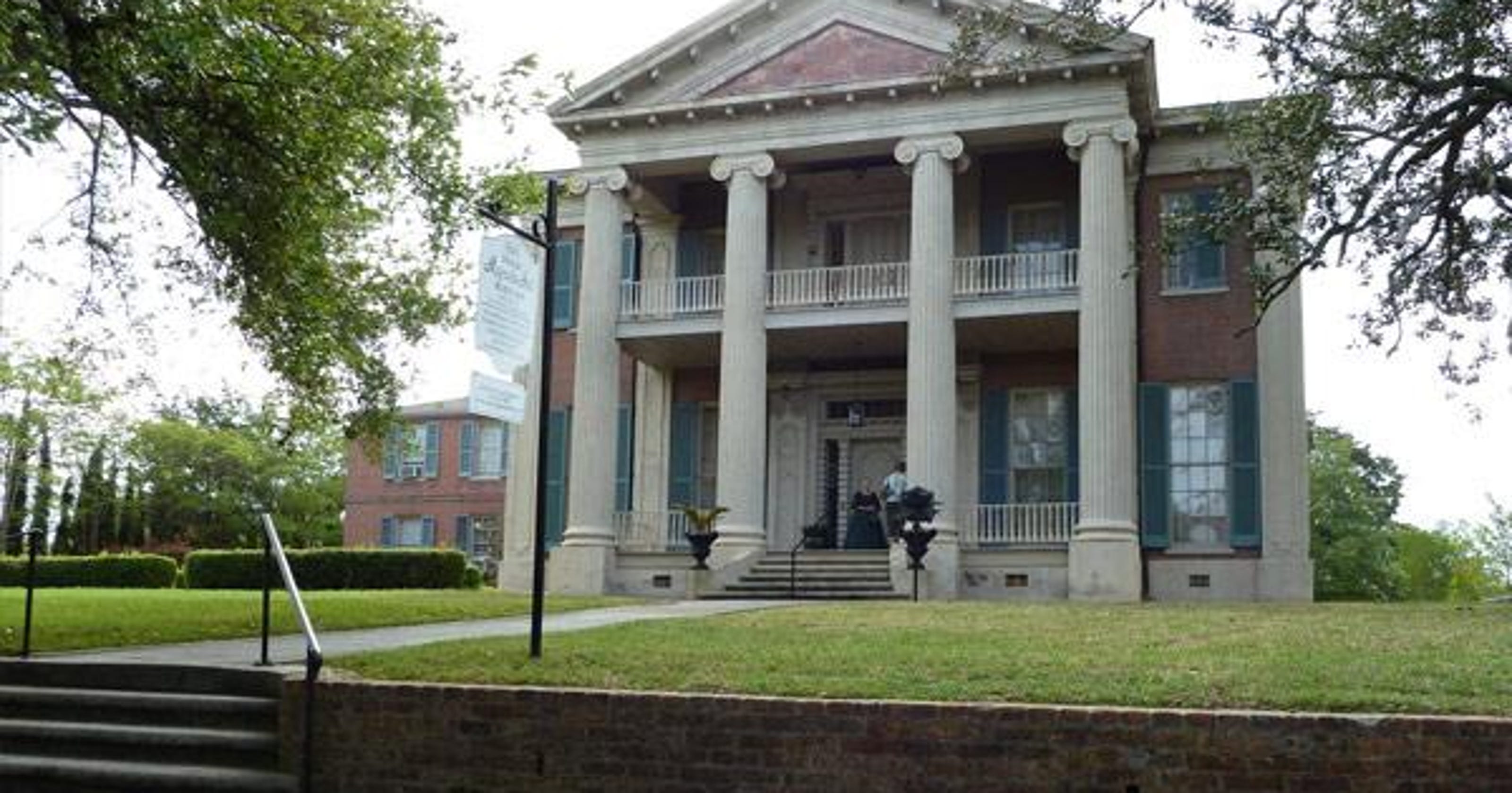 Magnolia Hall: A Civil War survivor