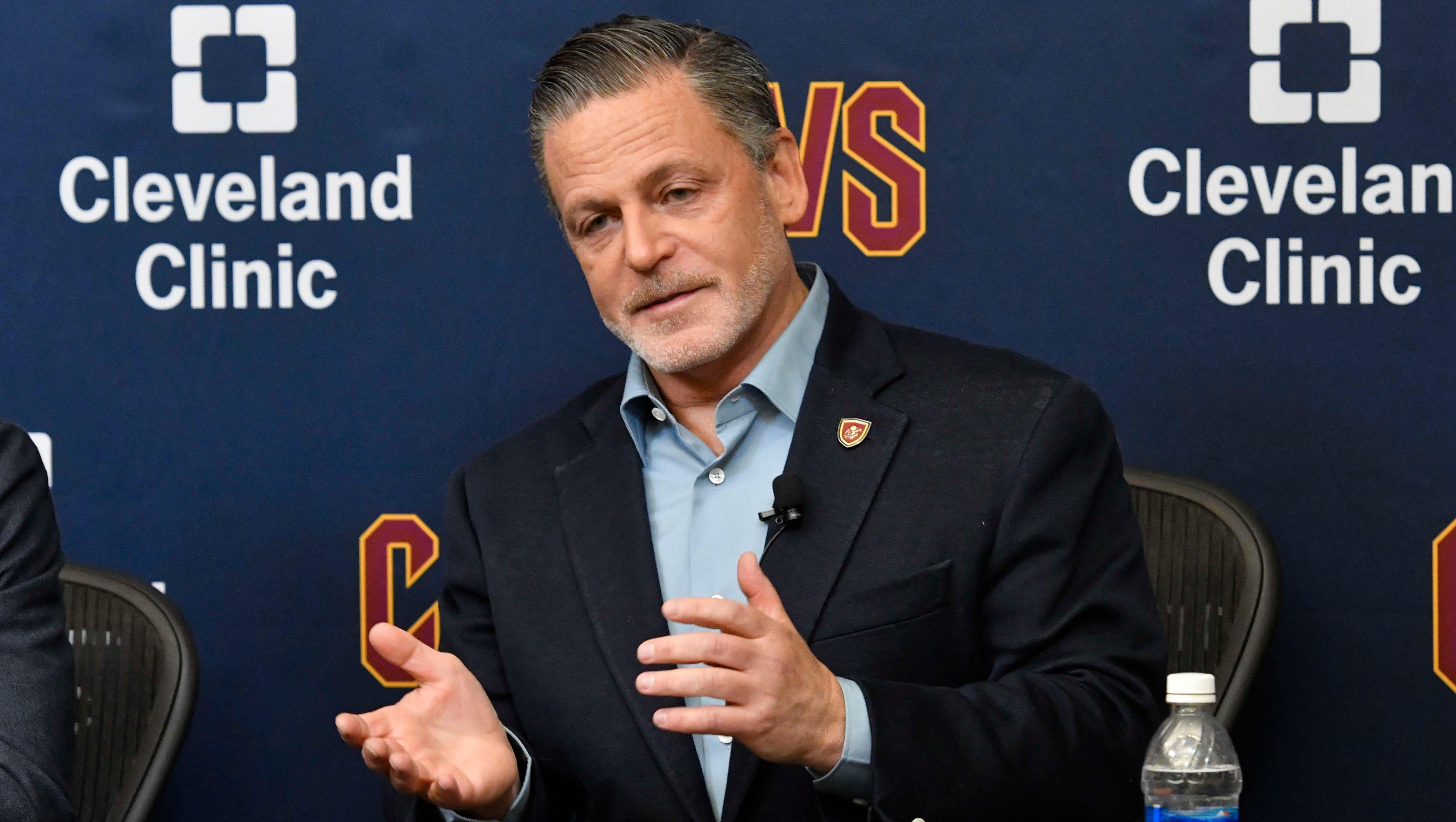 Dan Gilbert thanks LeBron James in classy farewell letter