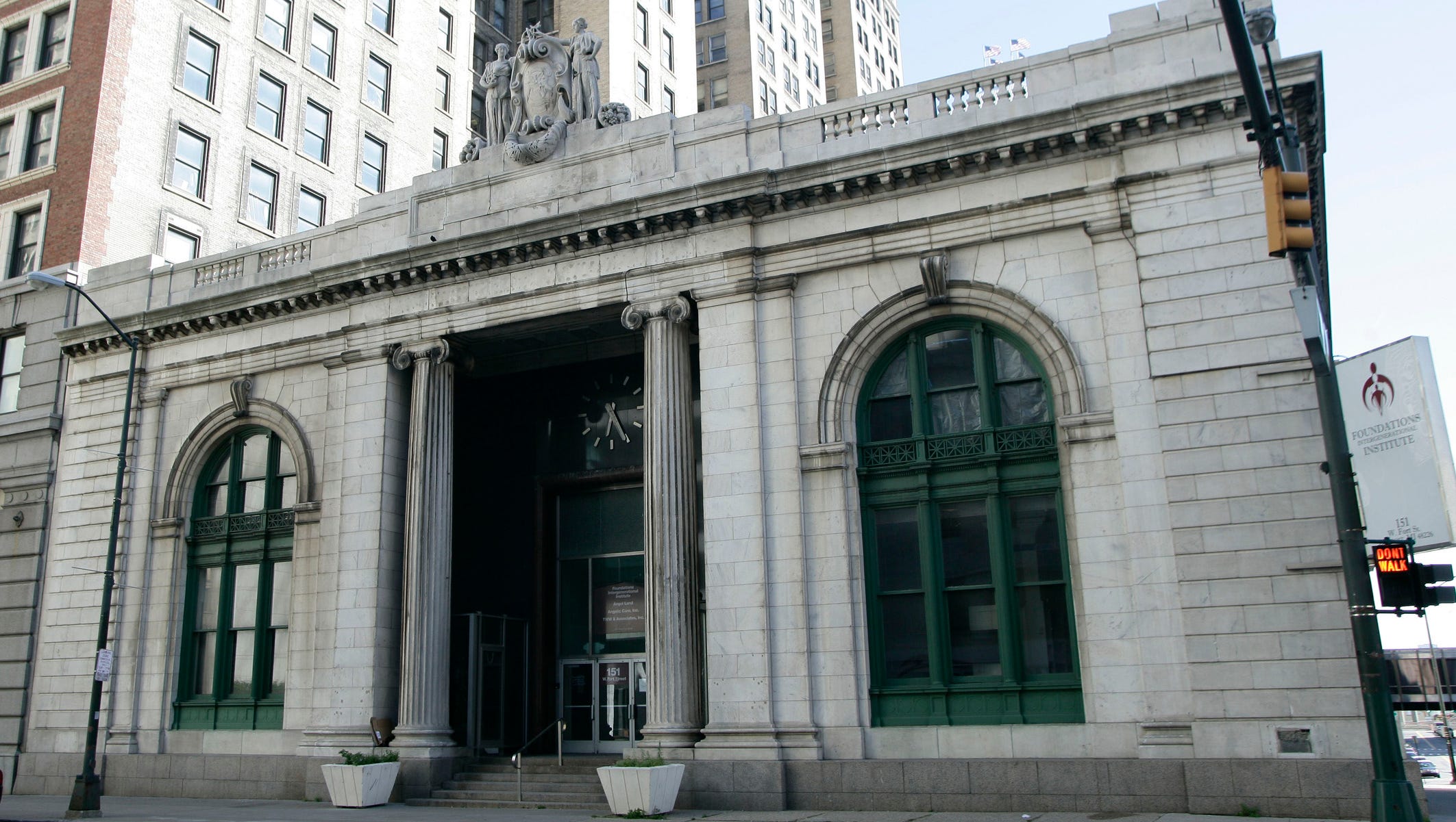 Time line of Dan Gilbert's developments