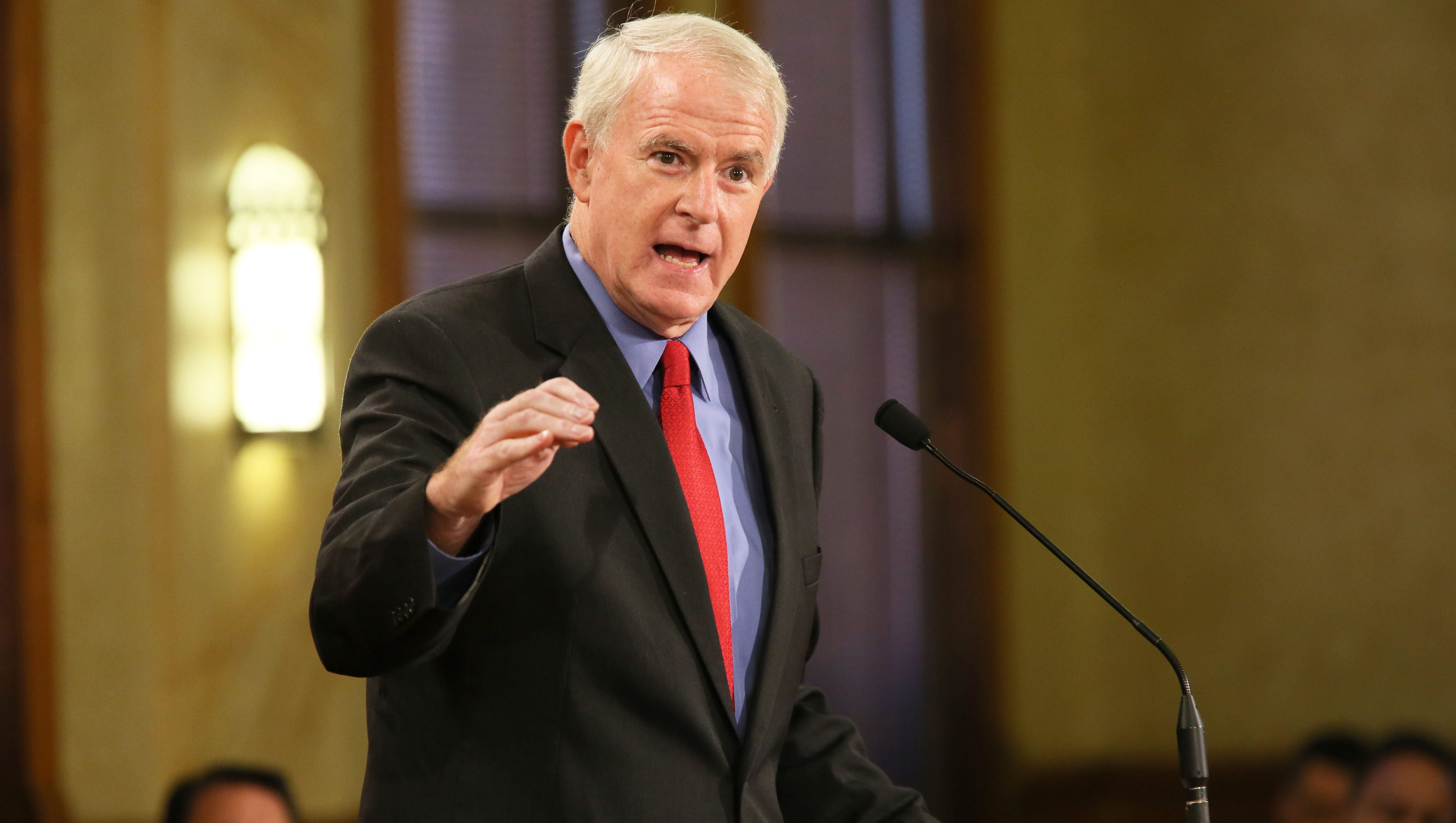 Milwaukee Mayor Tom Barrett slammed for fire and police board shake-up