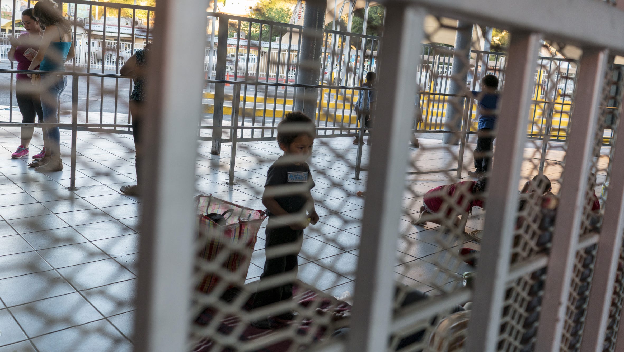 Are migrant parents being deported without their kids?