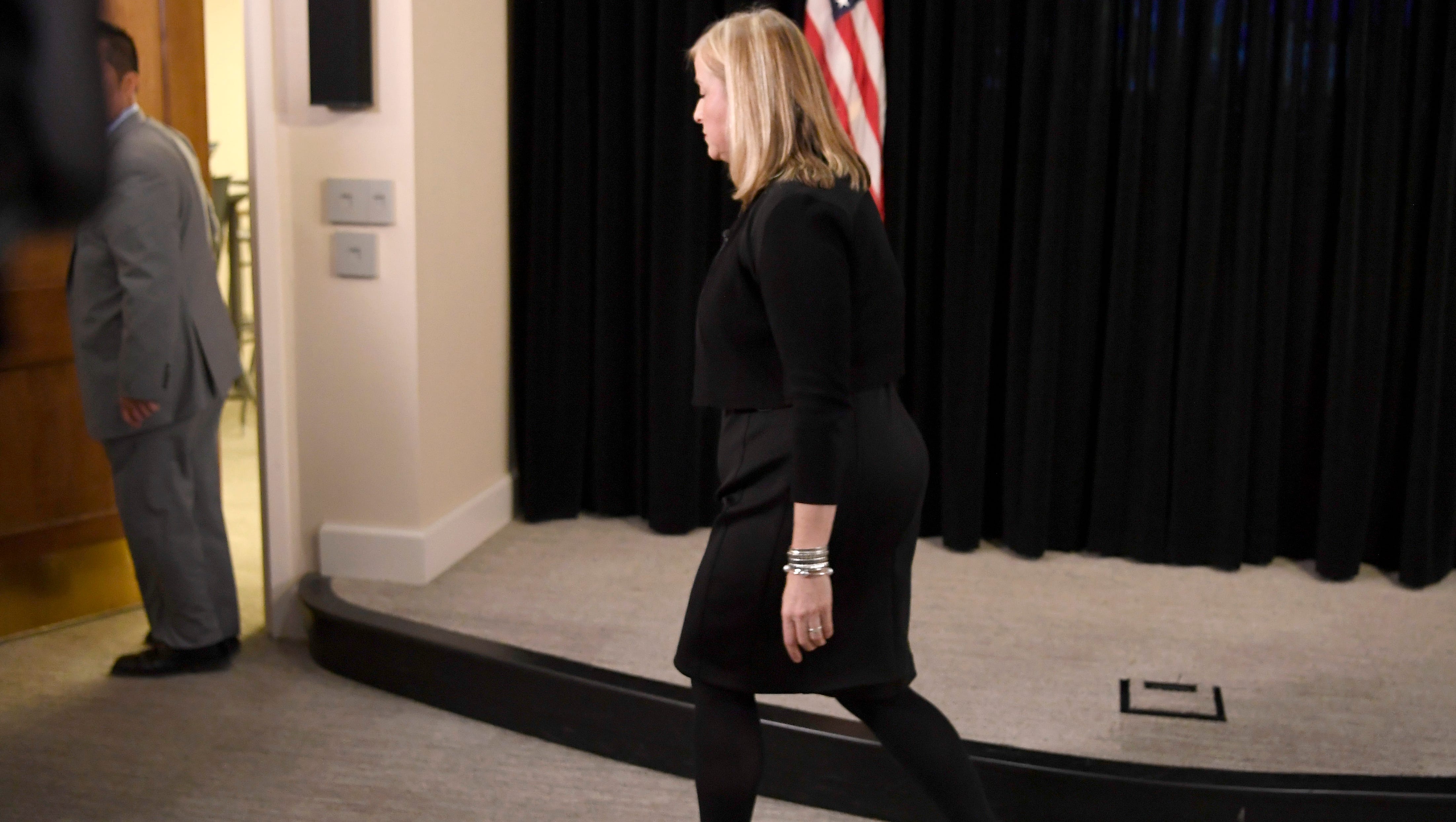Mayor Megan Barry denies affair with officer Robert Forrest swayed ...