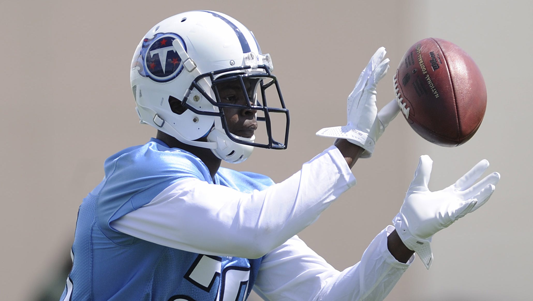 Huff, Wooten hope versatility leads to jobs with Titans