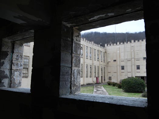 'James Earl Ray got out': The Brushy Mountain prison escape of 1977