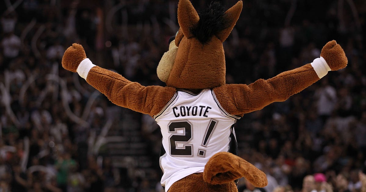 Tottenham Mascot - San Antonio Spurs Coyote Named Mascot of the Year ...
