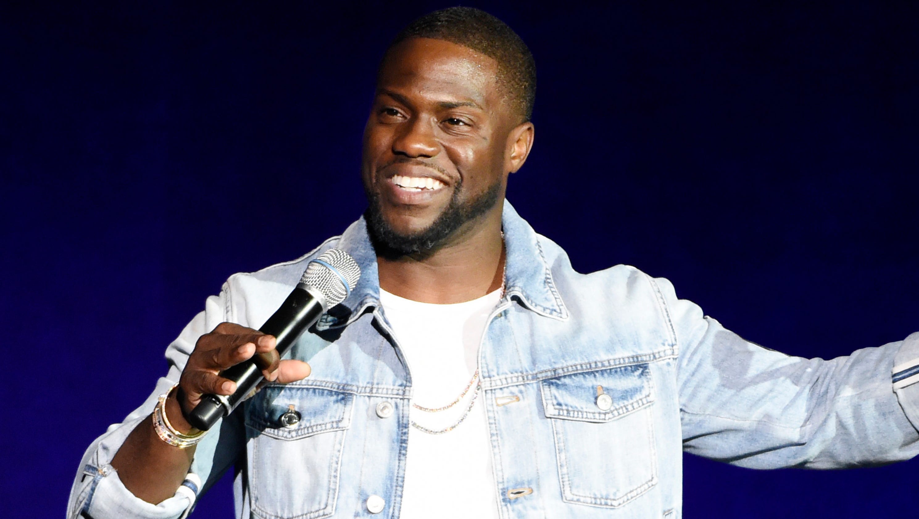 The Internet didn't like Kevin Hart's 'Saturday Night Live' monologue