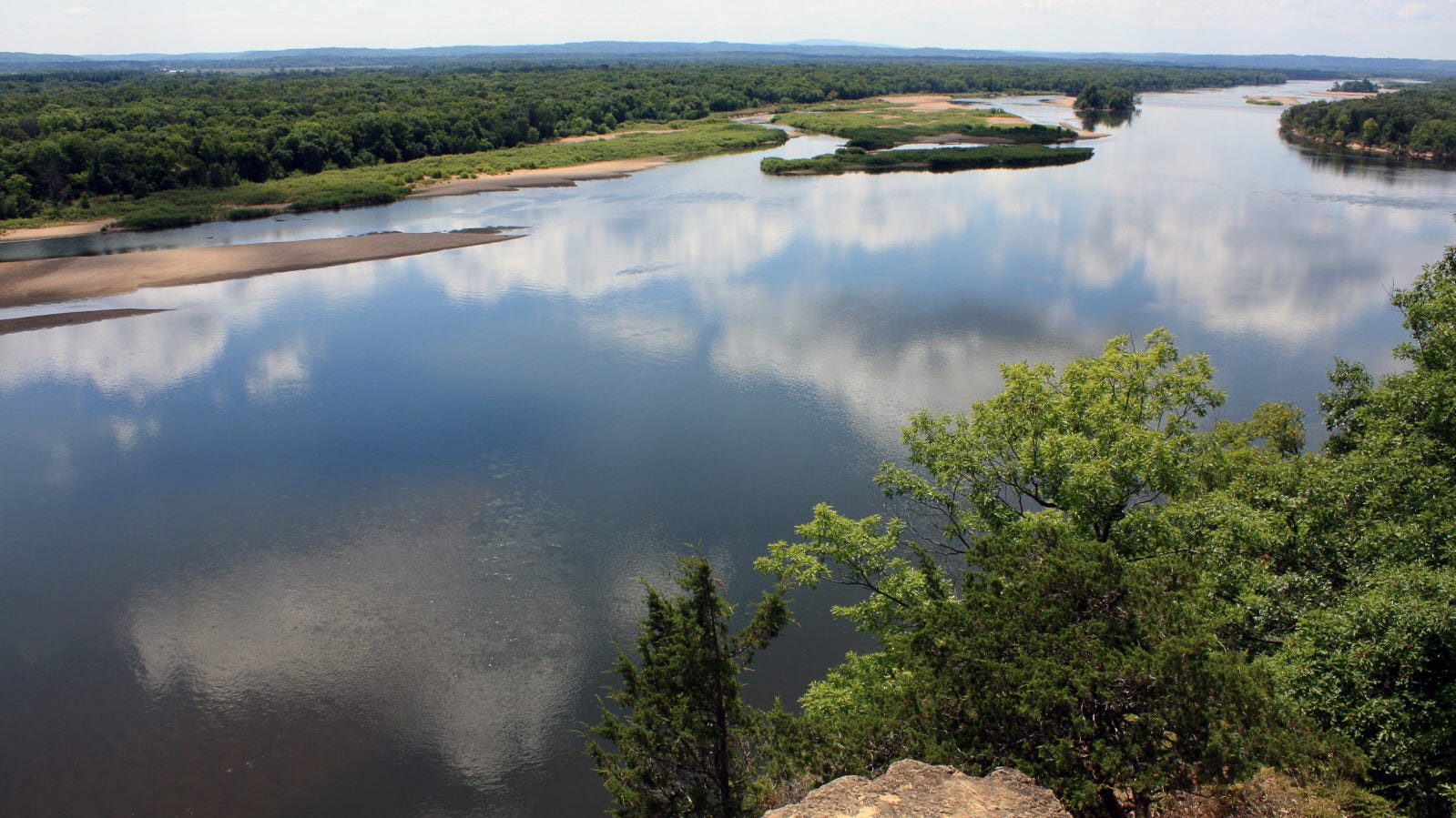 3 summer road trips in Wisconsin