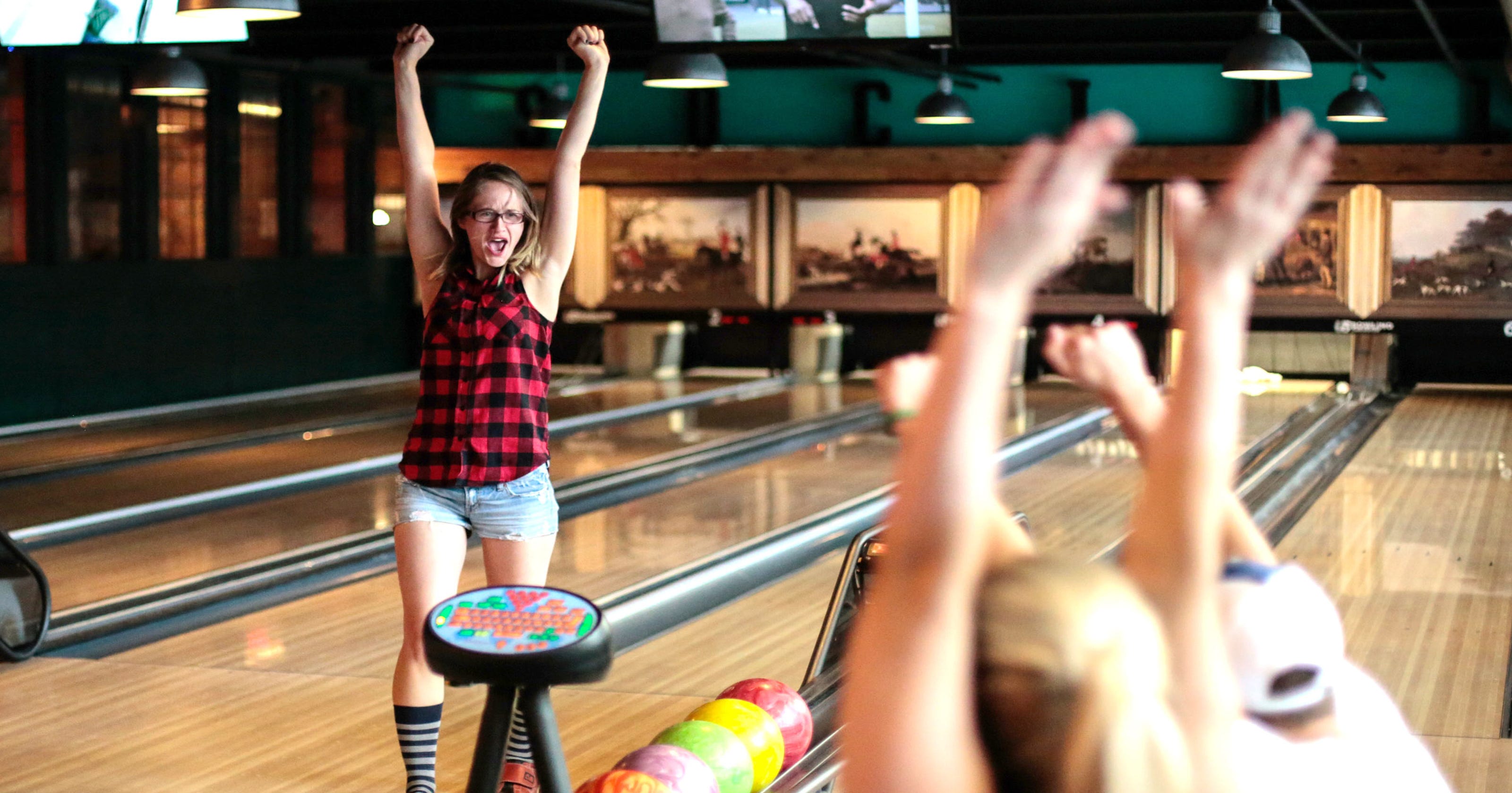 What Does Pin Up Mean In Bowling