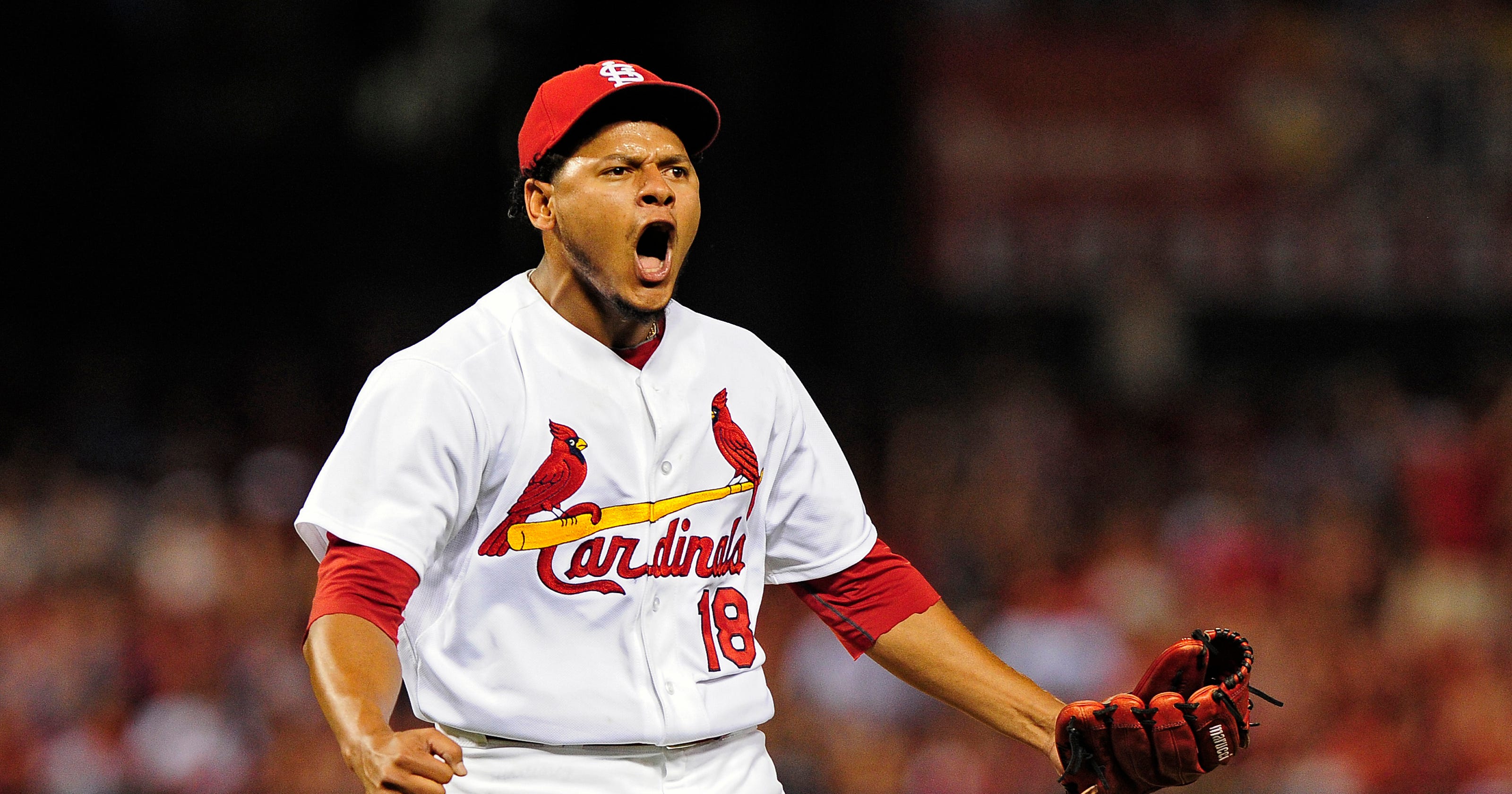 Carlos Martinez goes 8 strong, Cardinals edge Pirates