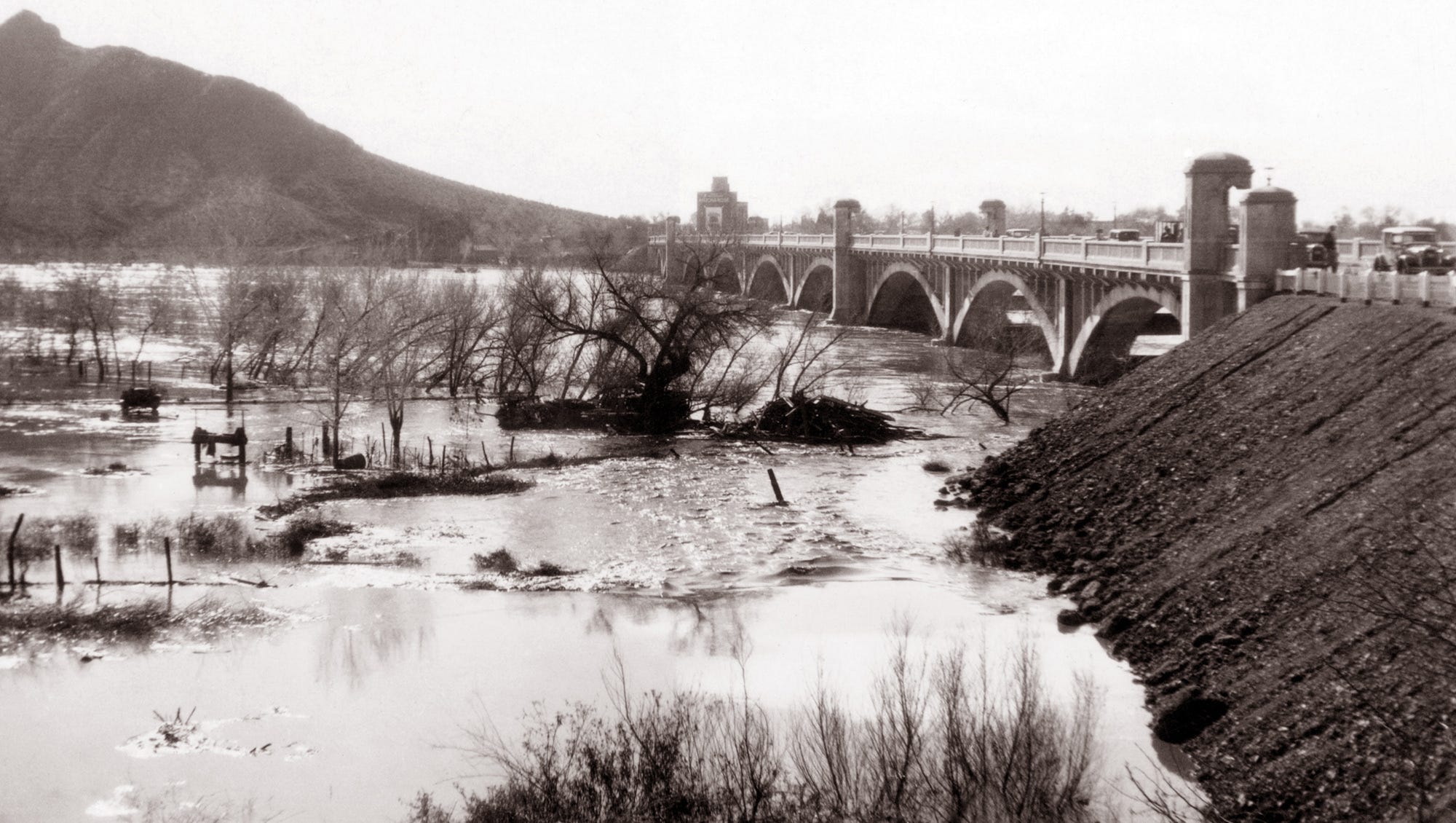 Tempe Town Lake history, 20 years later