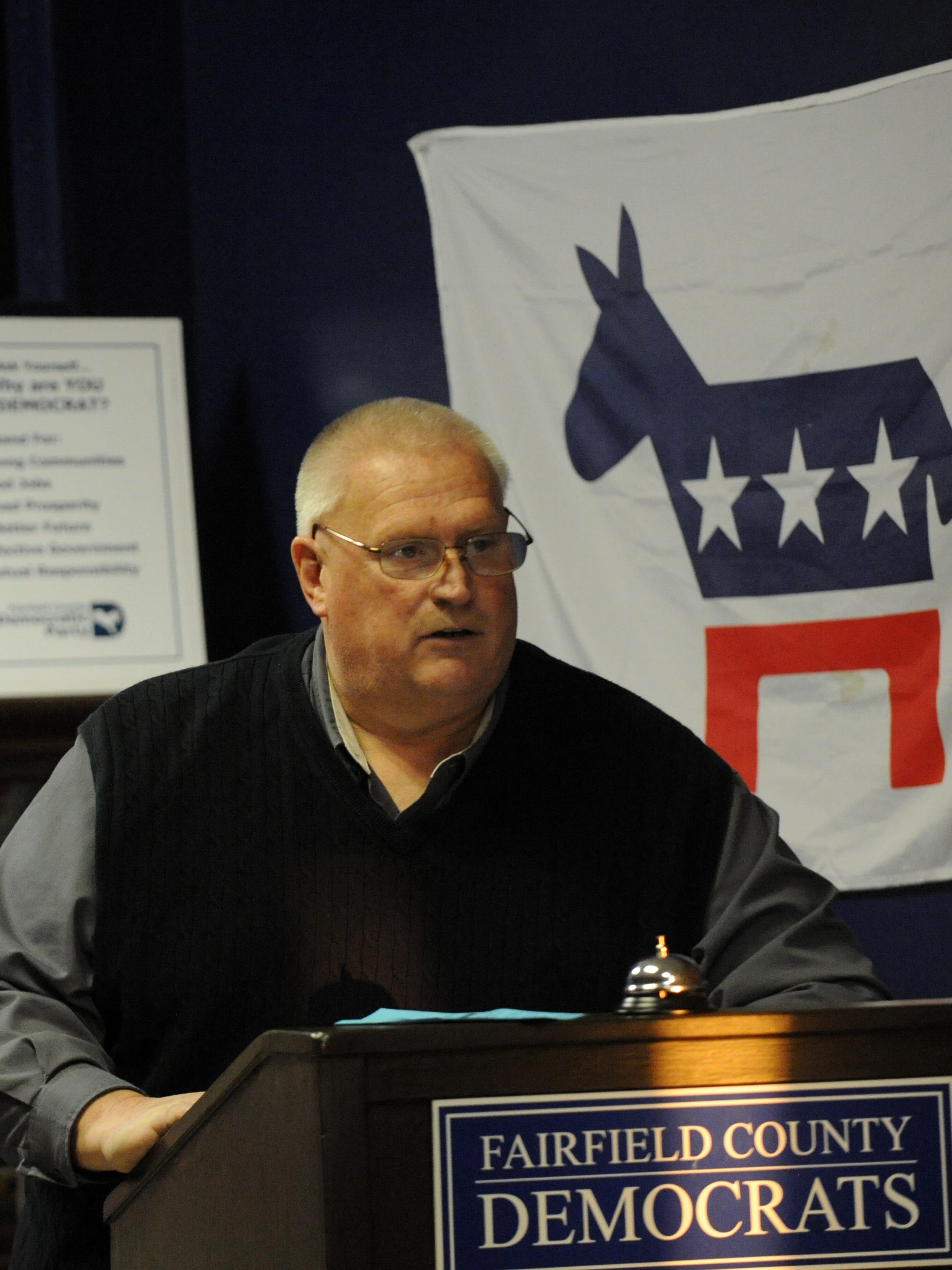 Greg Russell accepts Democratic nomination for mayor