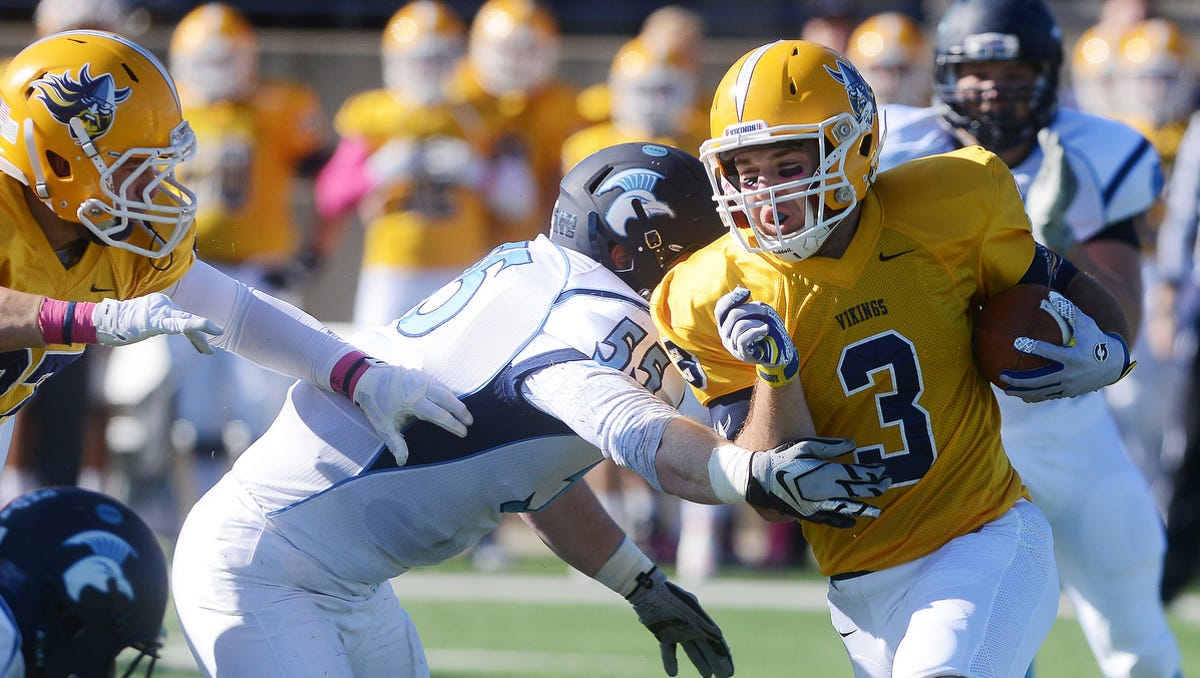 Photos: Augie vs. Upper Iowa Football