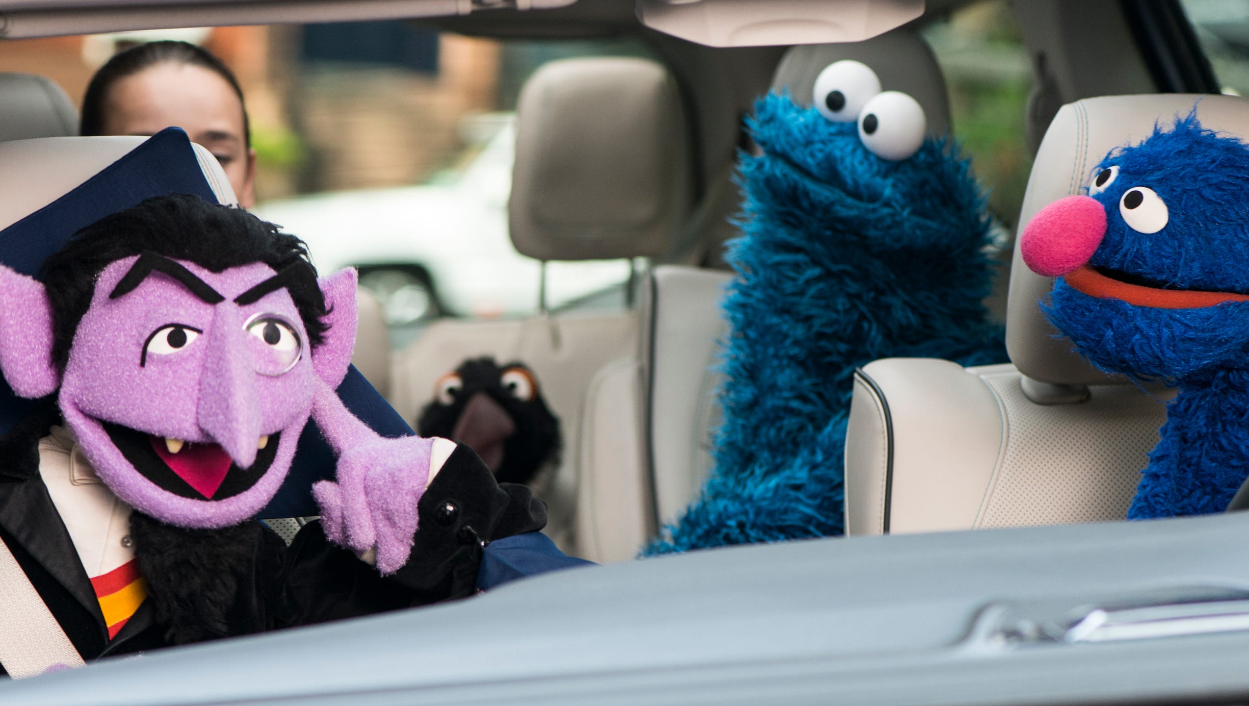 Big Bird's new ride? A Chrysler Pacifica