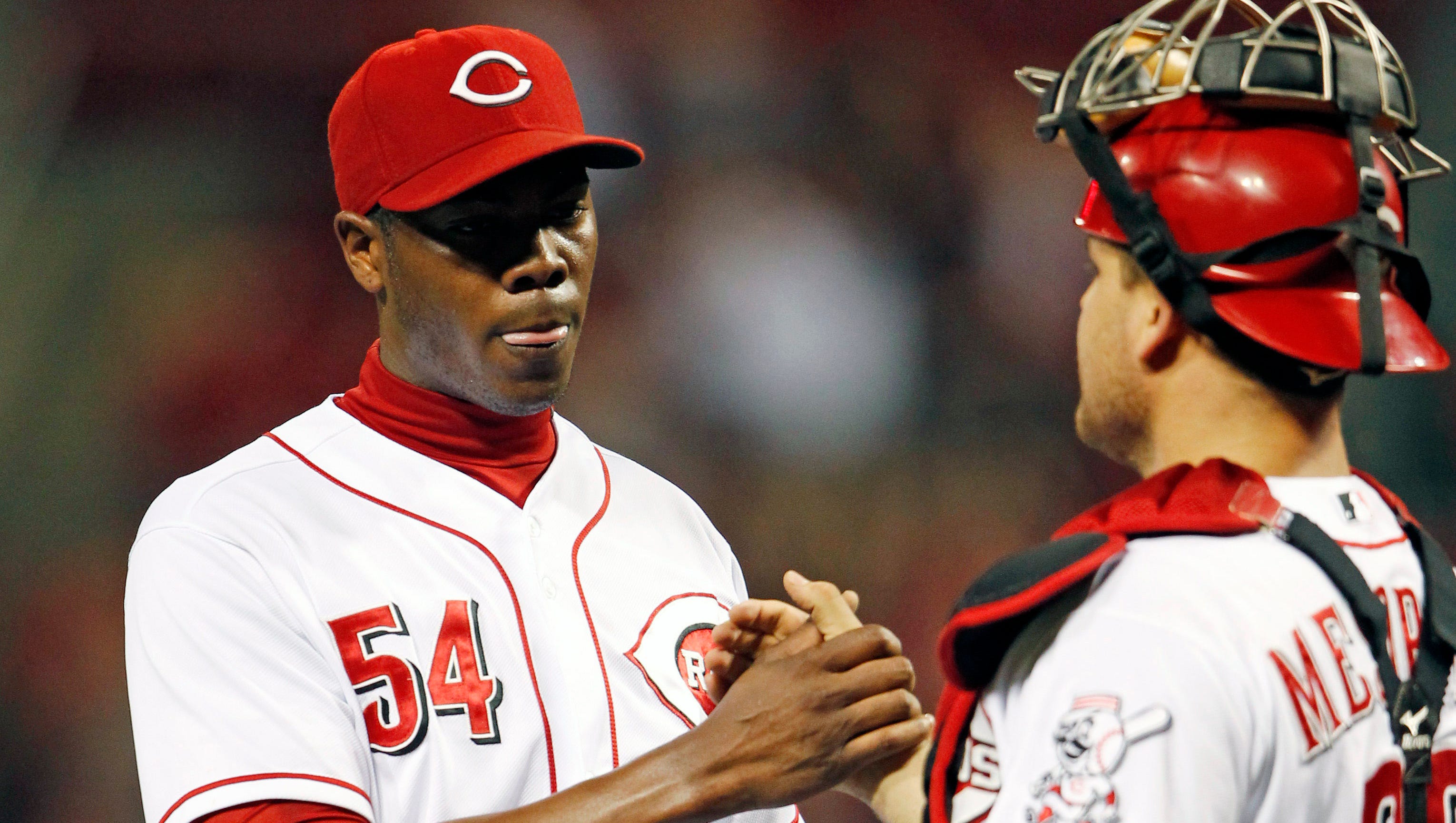 Reds hang on for 10-7 win against Diamondbacks