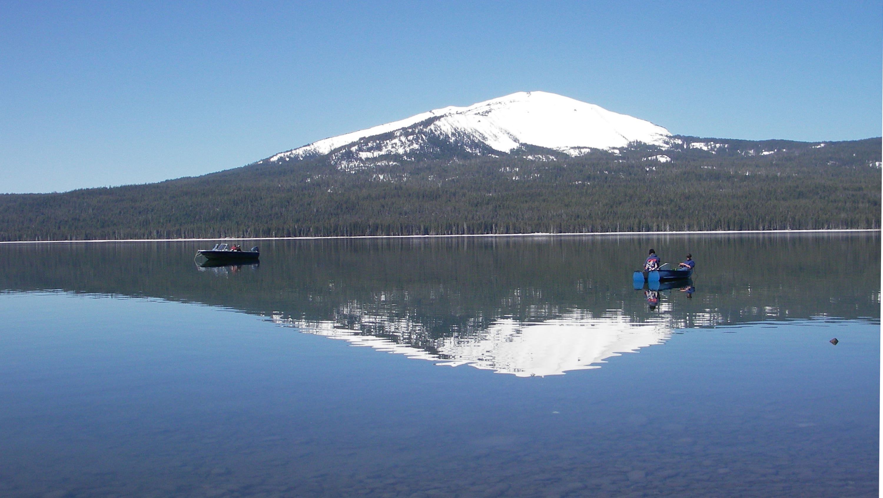 Website highlights gems at Crater Lake