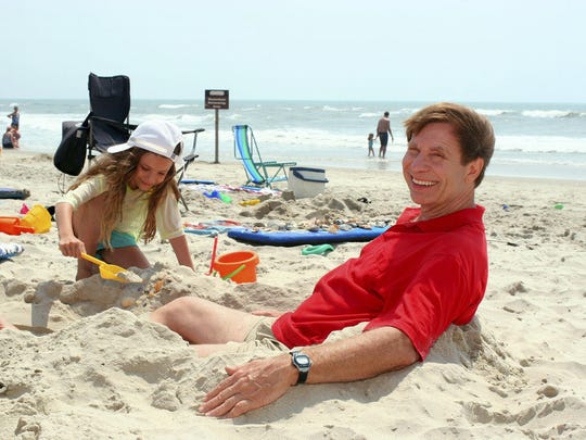 ‘Dr. Beach’ reveals top 10 best beaches in the U.S.