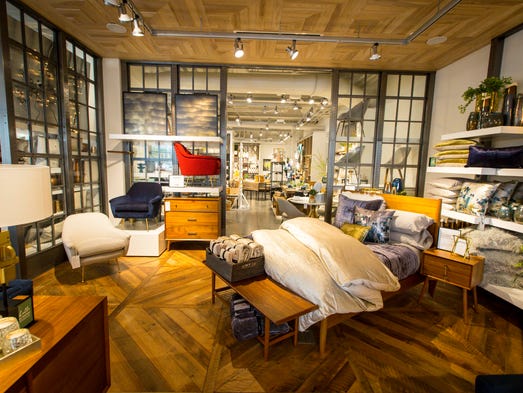 West Elm opens in Des Moines' East Village