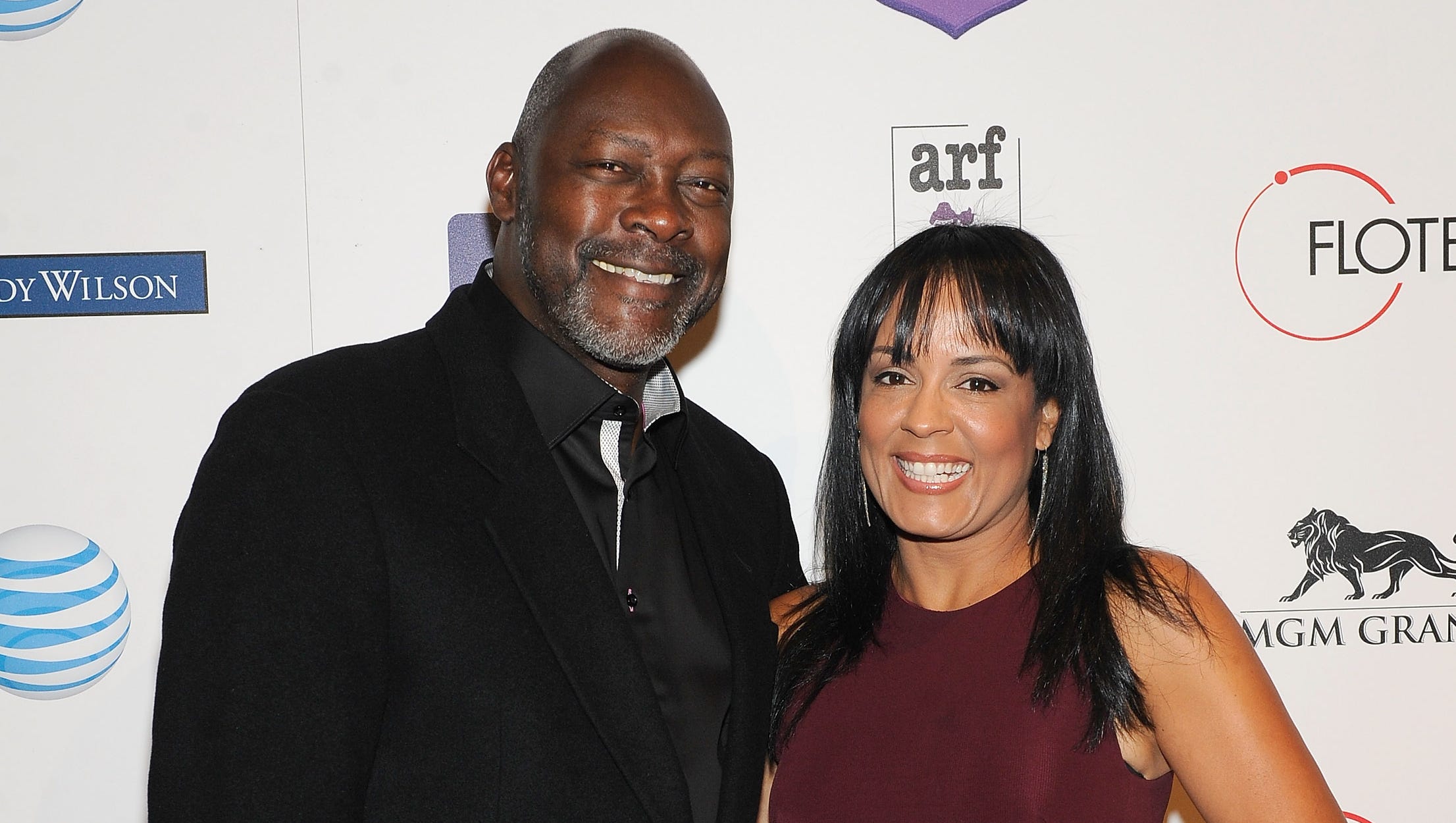 Arizona Diamondbacks' GM, wife navigate unique situation