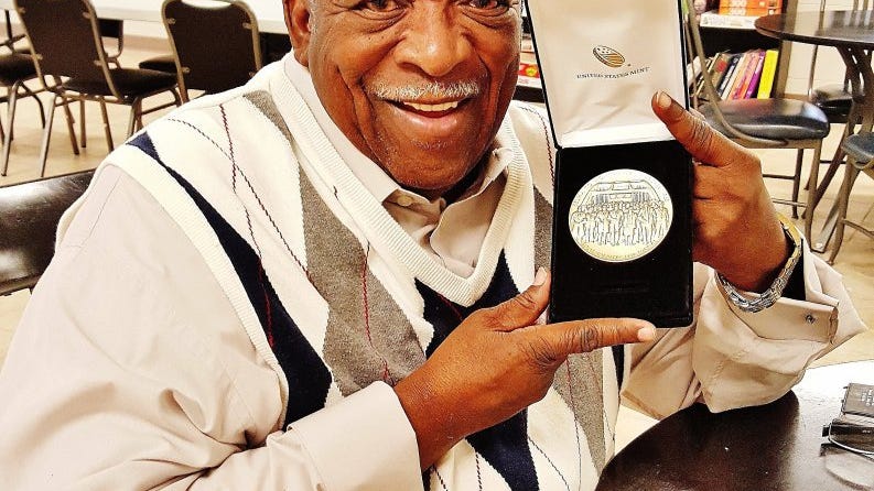 patricia-williams-rev-dr-harold-middlebrook-attends-congressional-gold ...