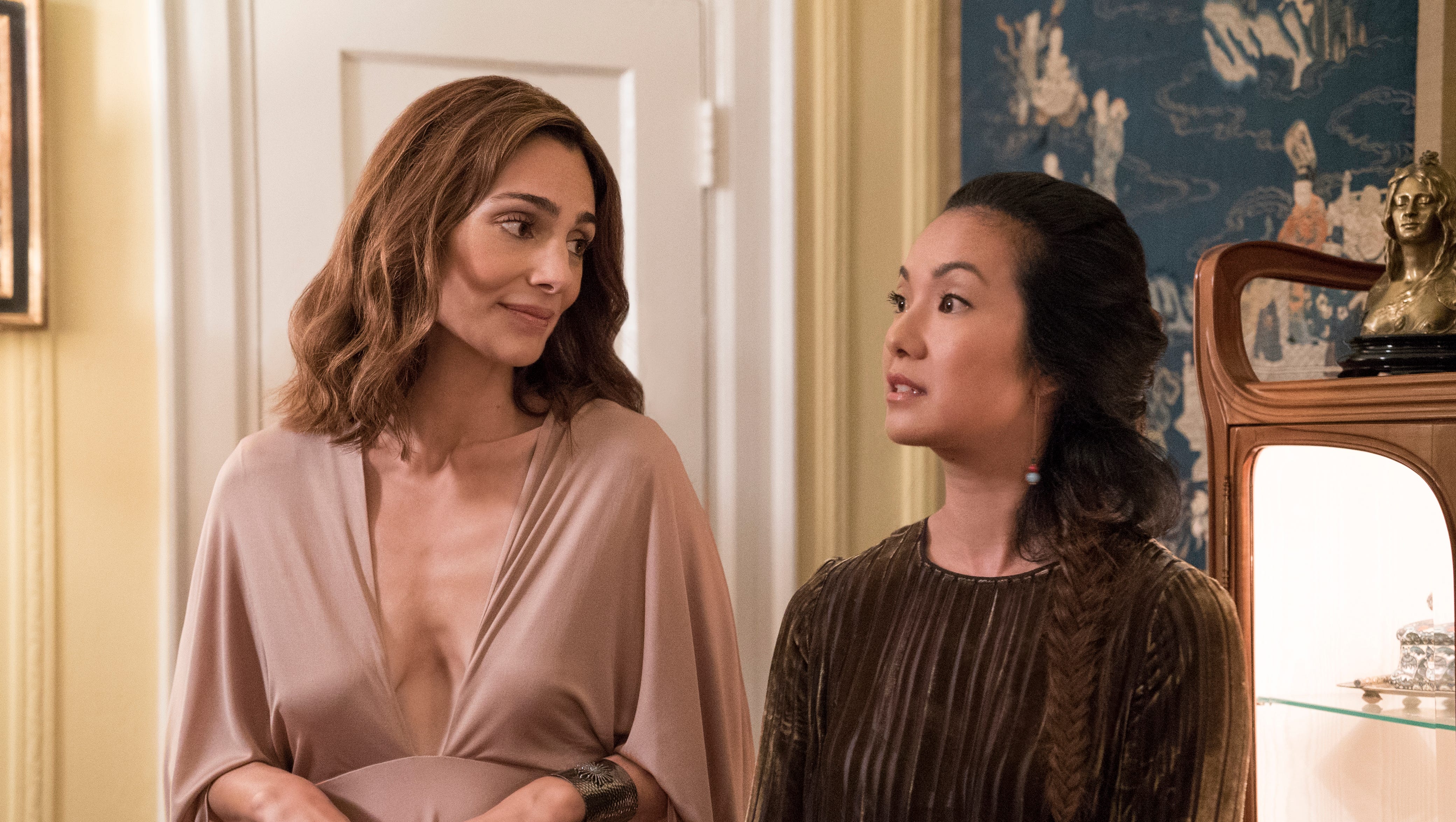 ‘Friends From College’ review: Netflix's sitcom is a waste of talent