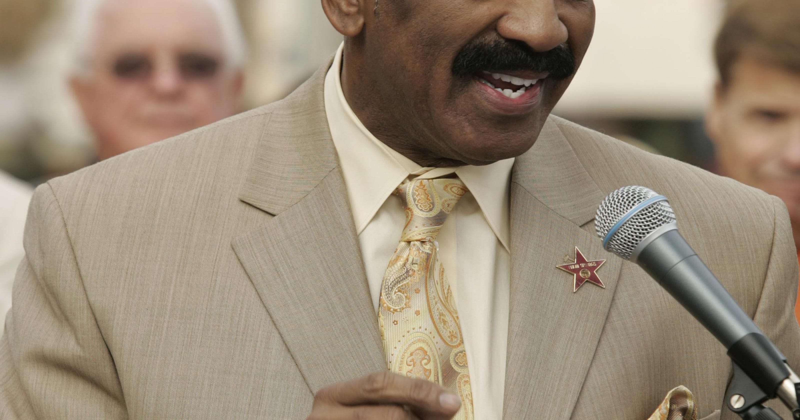 Former Palm Springs Mayor Ron Oden back for seconds