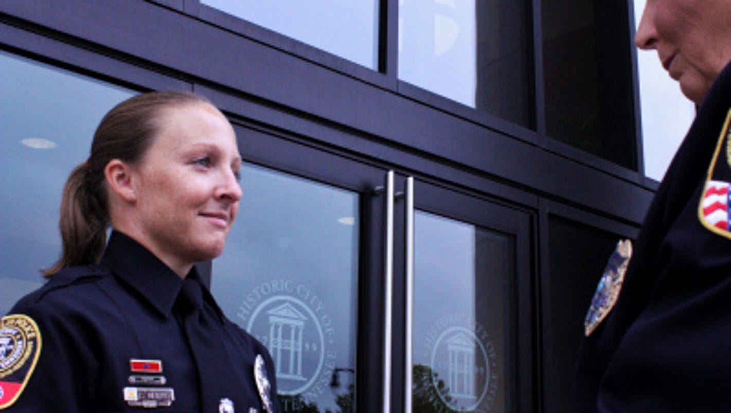 Female Silver Star recipient returns to Franklin PD