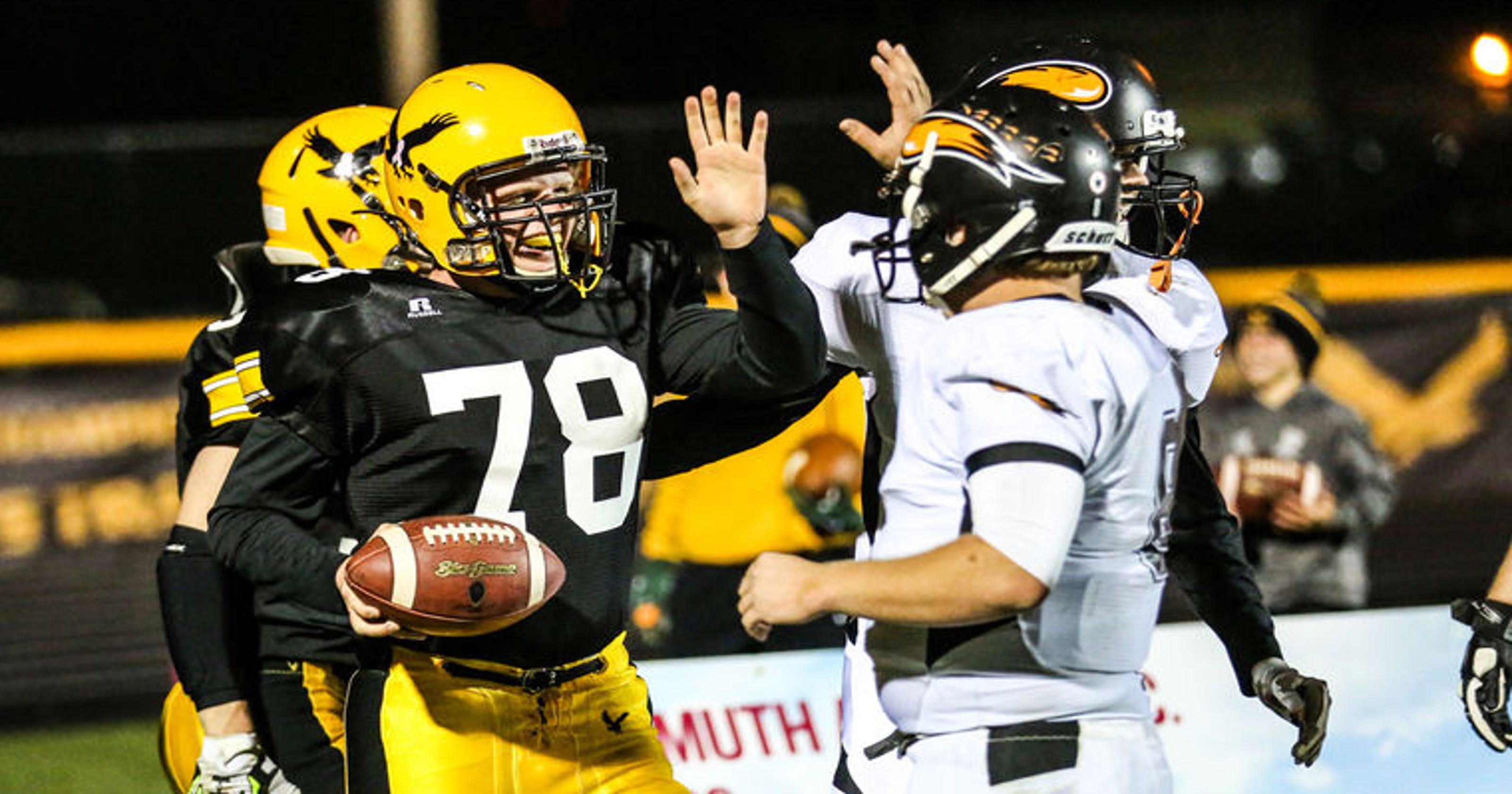 Touchdown run by a boy with autism unites Iowa football rivals