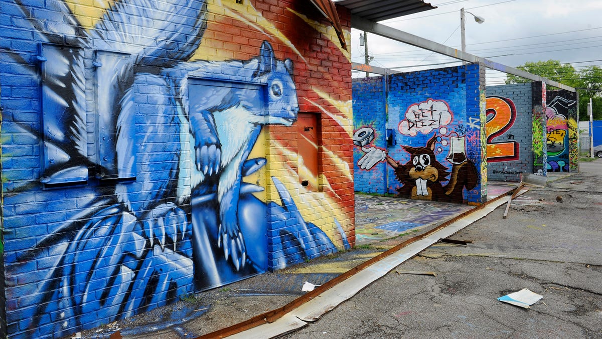 Legendary graffiti wall coming down near Phat Bites