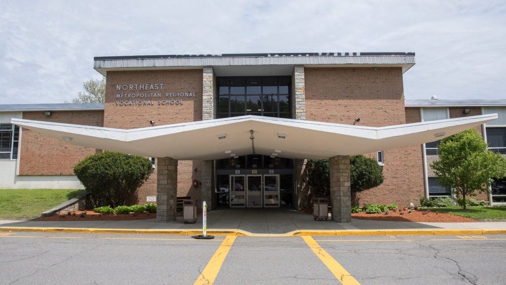 Northeast Metro Tech receives $500 donation to support STEM programs ...