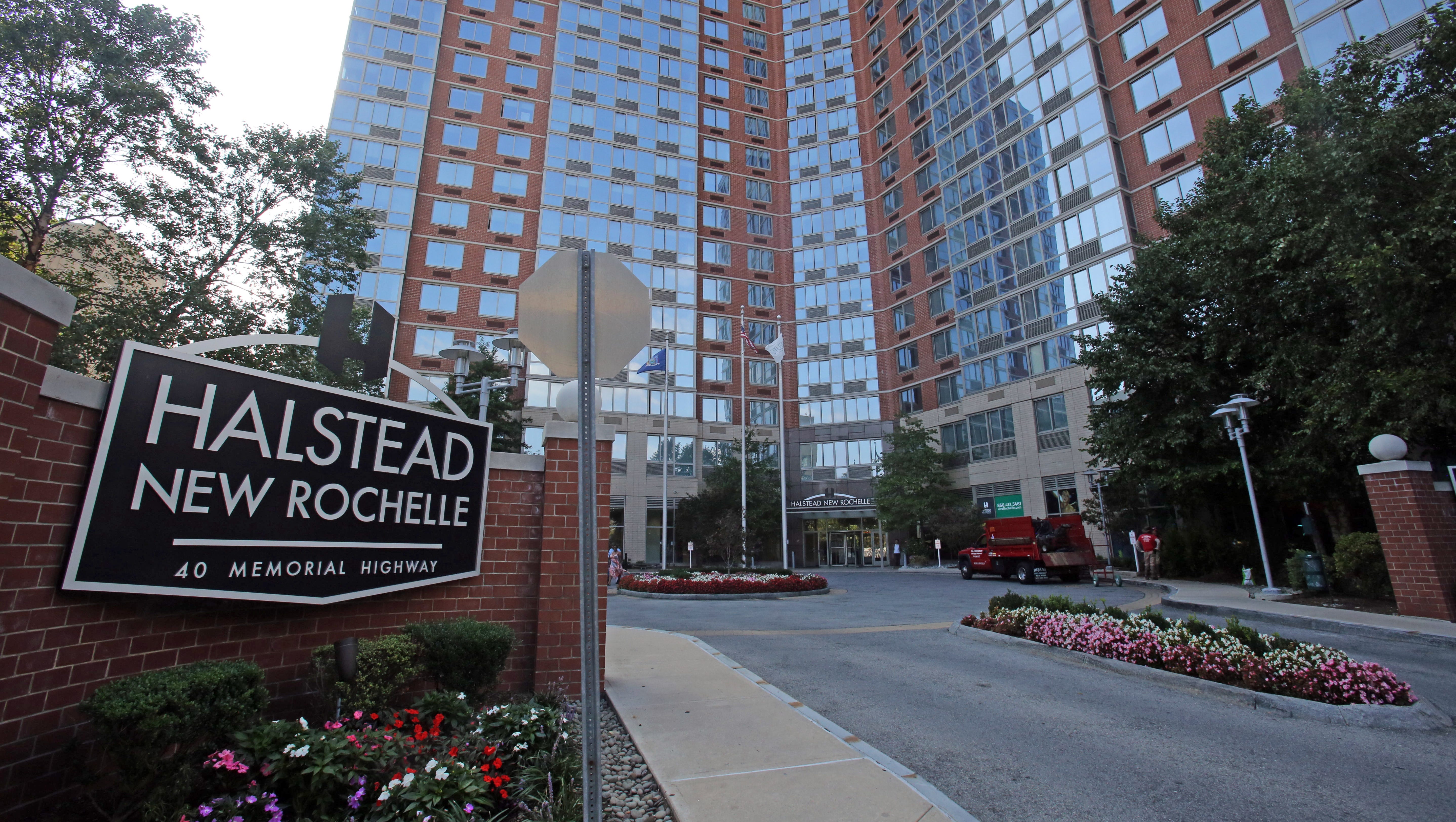 New Rochelle: The Halstead building in the process of being sold