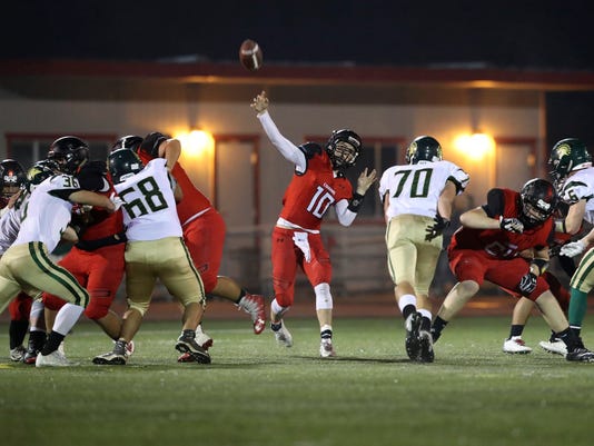 Live scoreboard: High school football results in Redding area
