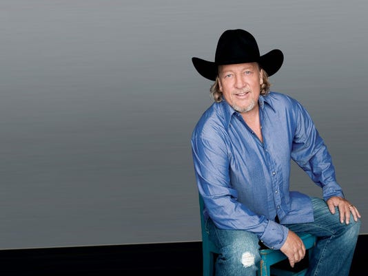 John Anderson is still ‘Swingin’’