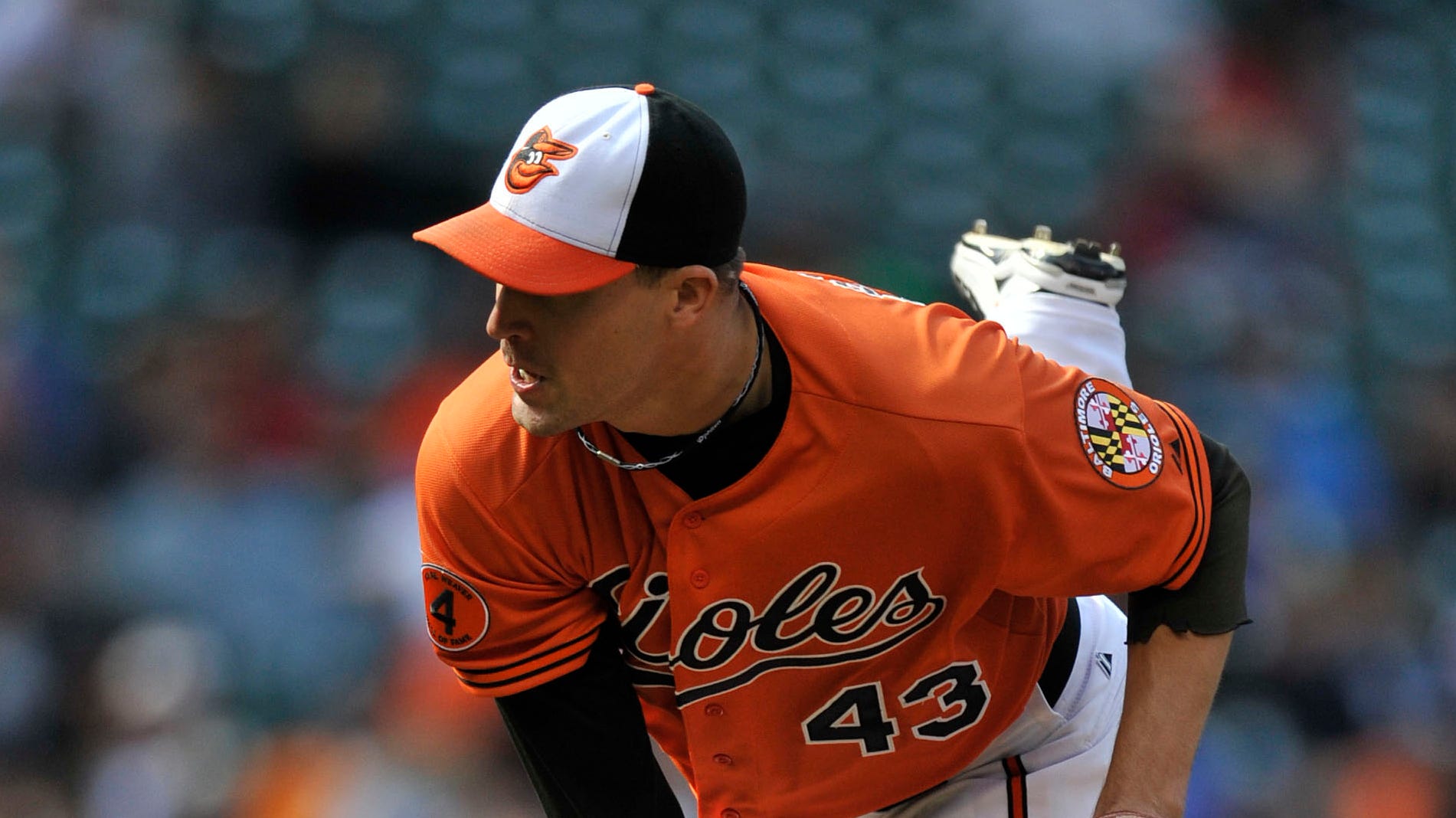 Athletics acquire Orioles closer Jim Johnson in trade