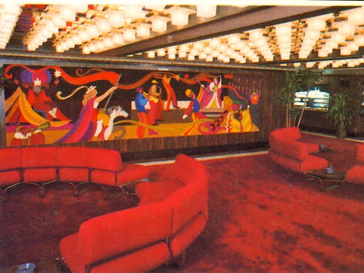 Carnival Cruise Line ships Mardi Gras, Carnivale, Festivale in photos