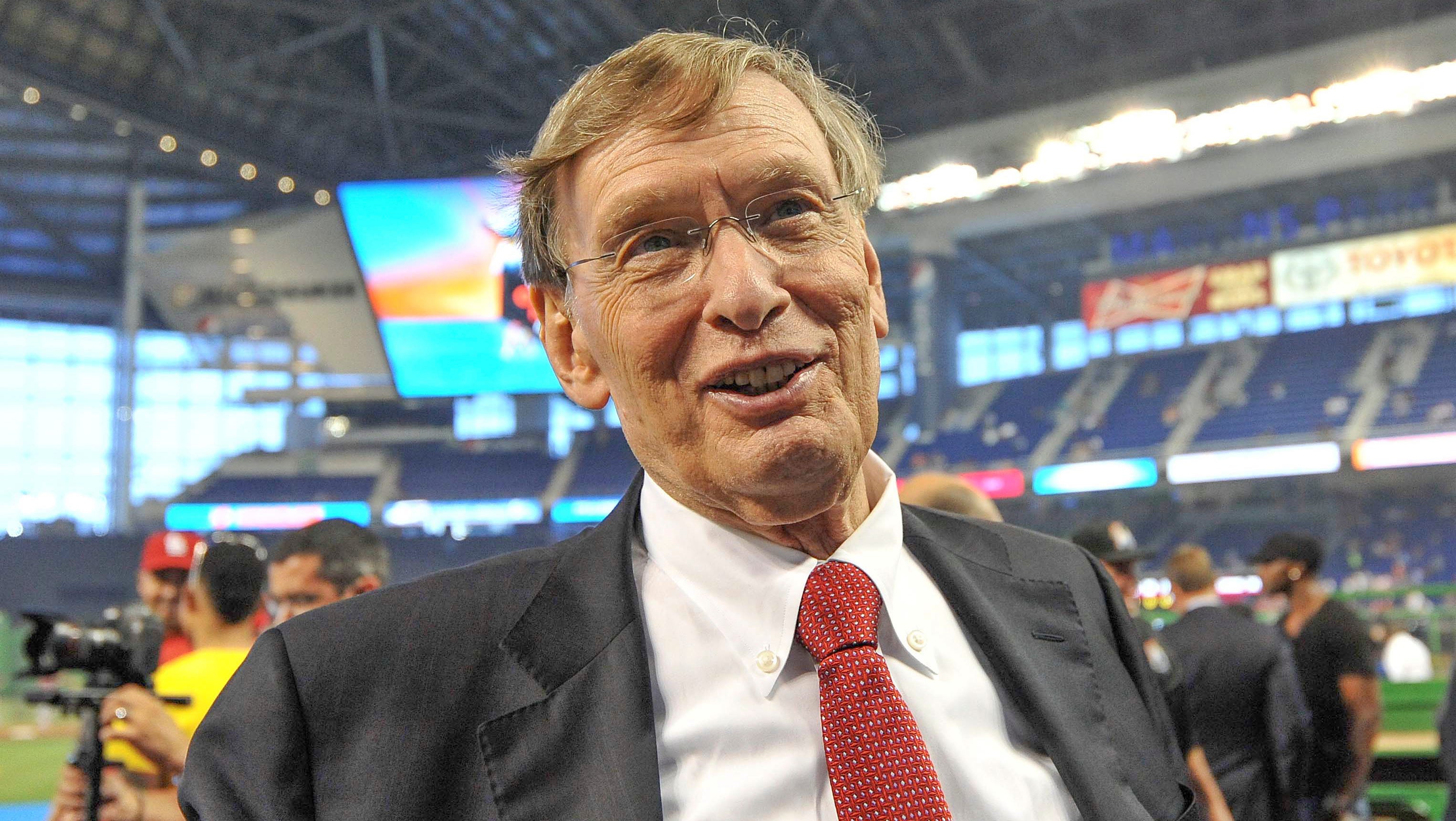 Bud Selig takes his final swings as commissioner